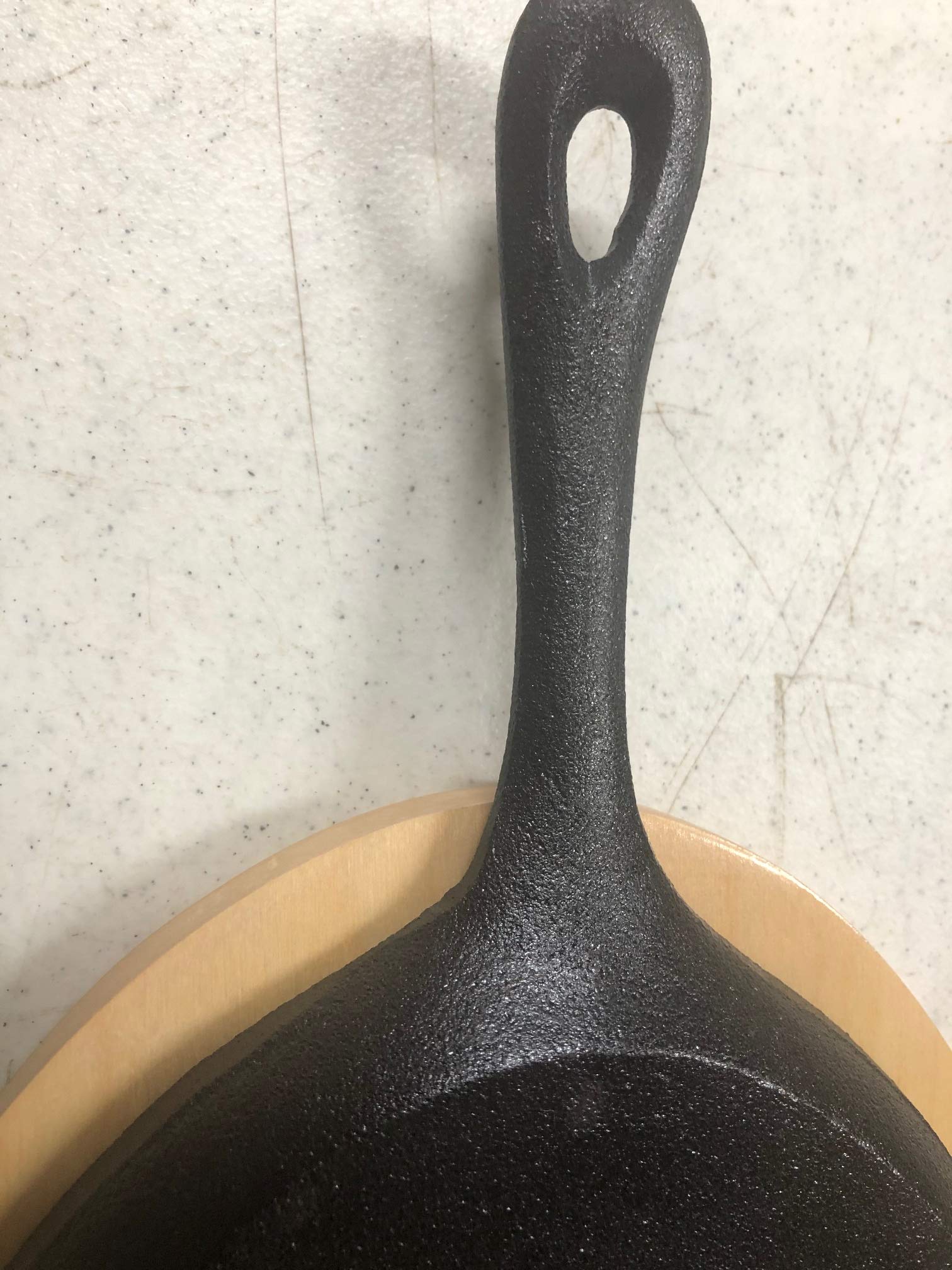 Brooks AG Parts Four Pre-seasoned Cast Iron Fajita Pan Sets,Includes Wooden Serving Bases,Padded Handle Sleeve and Cast Iron Skillet