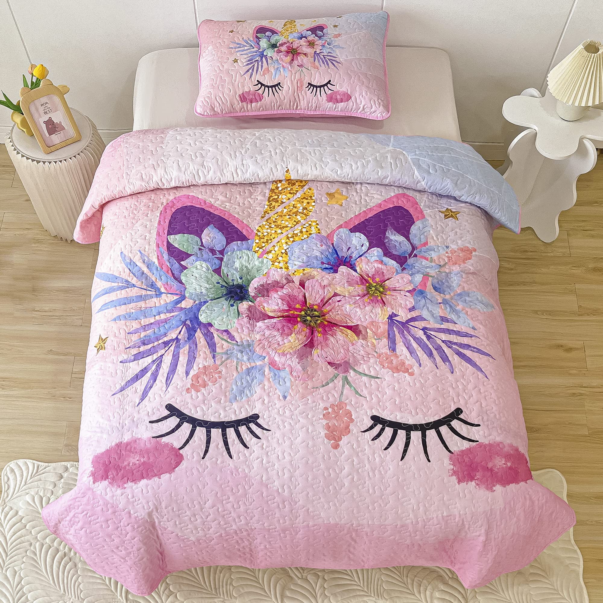 Twin Size Quilt Set for Girls 2-Piece Pink Unicorn Kids Comforter Bedding Set Stars Flowers Reversible Quilted Bedspread Coverlet Lightweight Bed Sheet Set Cover Throw Blanket with Pillow Sham