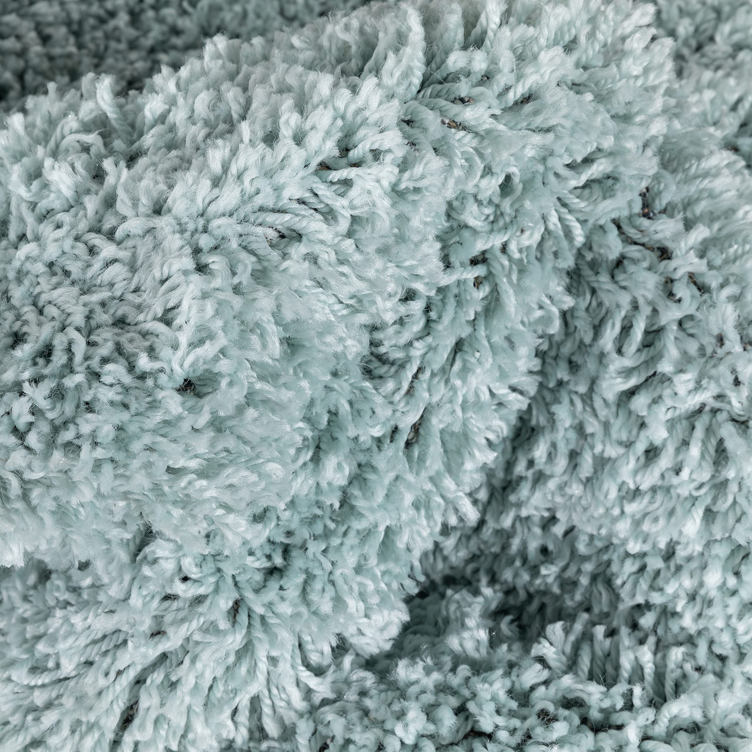 Well Woven Emerson Plain Shag Seafoam Green Textured Area Rug (3'11" x 5'3")