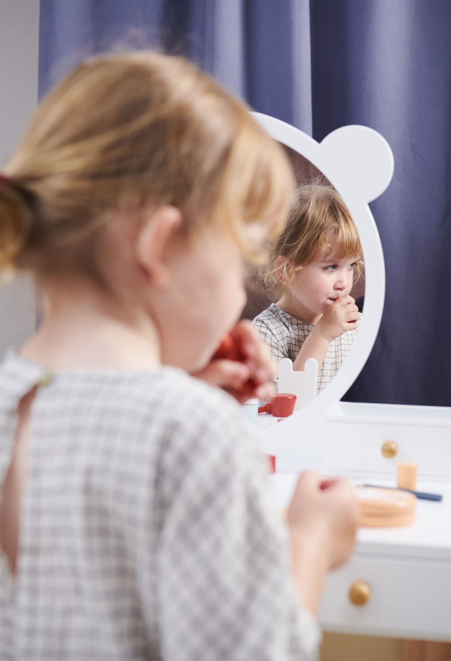 Tender Leaf Toys - Forest Dressing Table - Stunning Wooden Dressing Table and Stool Set - Storage Galore with Large Mirror for Boys and Girls, Enhances Creative Play - Age 3+