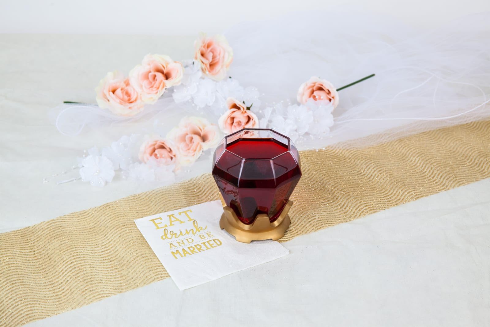 BigMouth Inc. Diamond Ring Stemless Wine Glass – Cute Wine Glass That Holds up to 14 Oz – Shaped Like a Diamond Ring with a Silicone Coaster Shaped Like a Setting, Makes a Great Gift for Wine Lovers