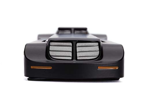 Jada Toys DC Comics Batman: The Animated Series & Batmobile 1:32 Die - Cast Vehicle with Figure