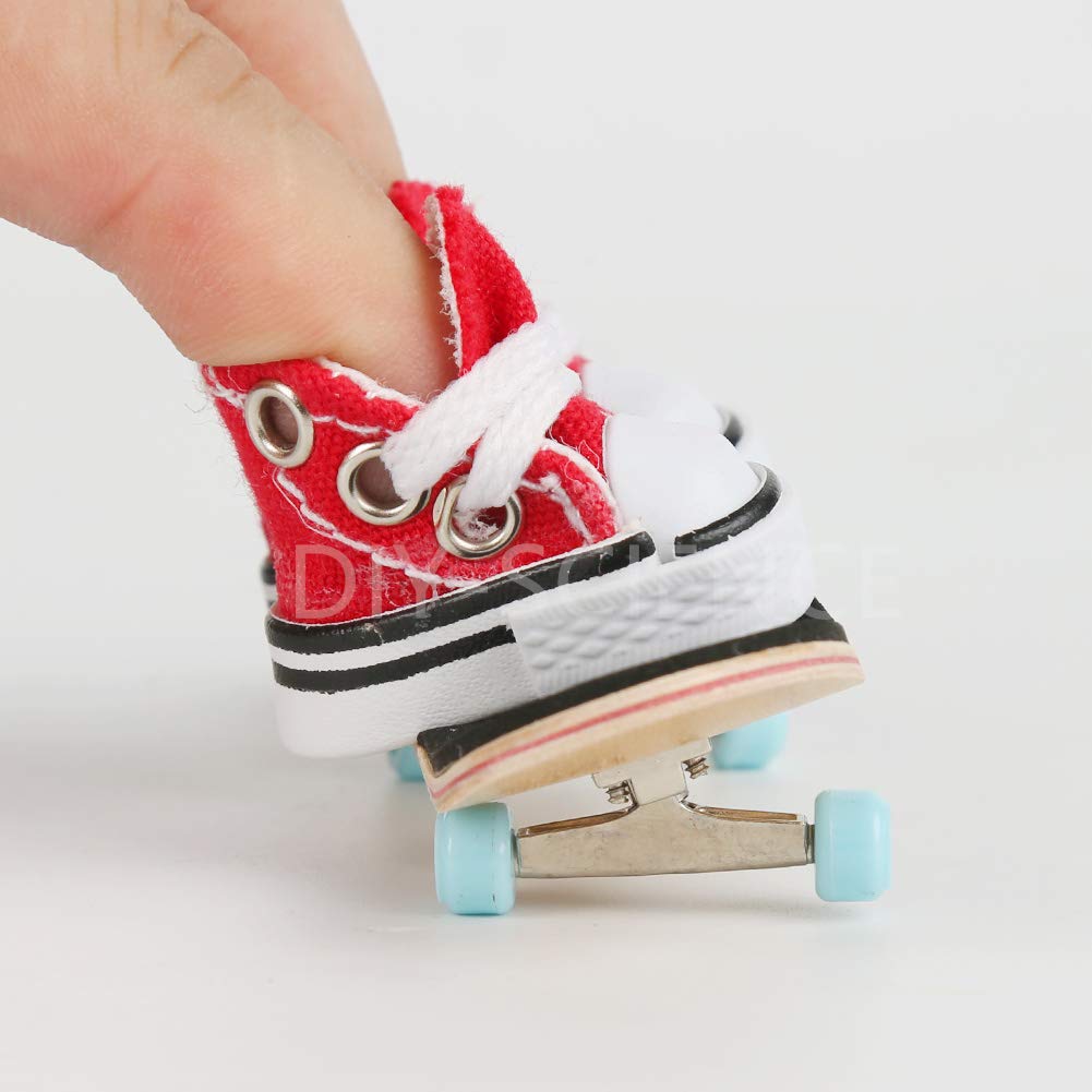 DIY-SCIENCE Mini Fingerboard Shoes, Mini Skateboard Finger Shoes for Finger Breakdance, Fingerboard, Doll Shoes, Used As Making Shoe Keychains and Tiny Sneakers (Red)