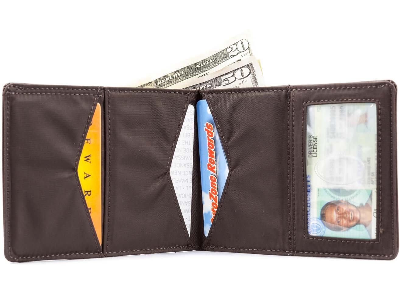 Big Skinny Men's Super Stretch Skinny Leather Bi-Fold Slim Wallet, Holds Up to 30 Cards, Brown (SKNYLSSBR)