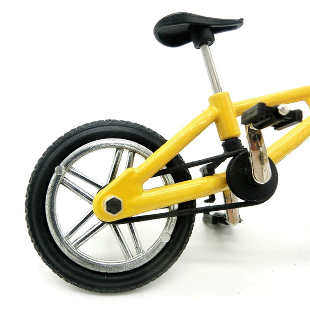NSVJVY 18 Pieces Mini Finger Toys Skatepark Set Finger Skateboards Finger Bikes Scooter Tiny Swing Board Fingertip Movement Favors Replacement Accessories (Size:18PCS)