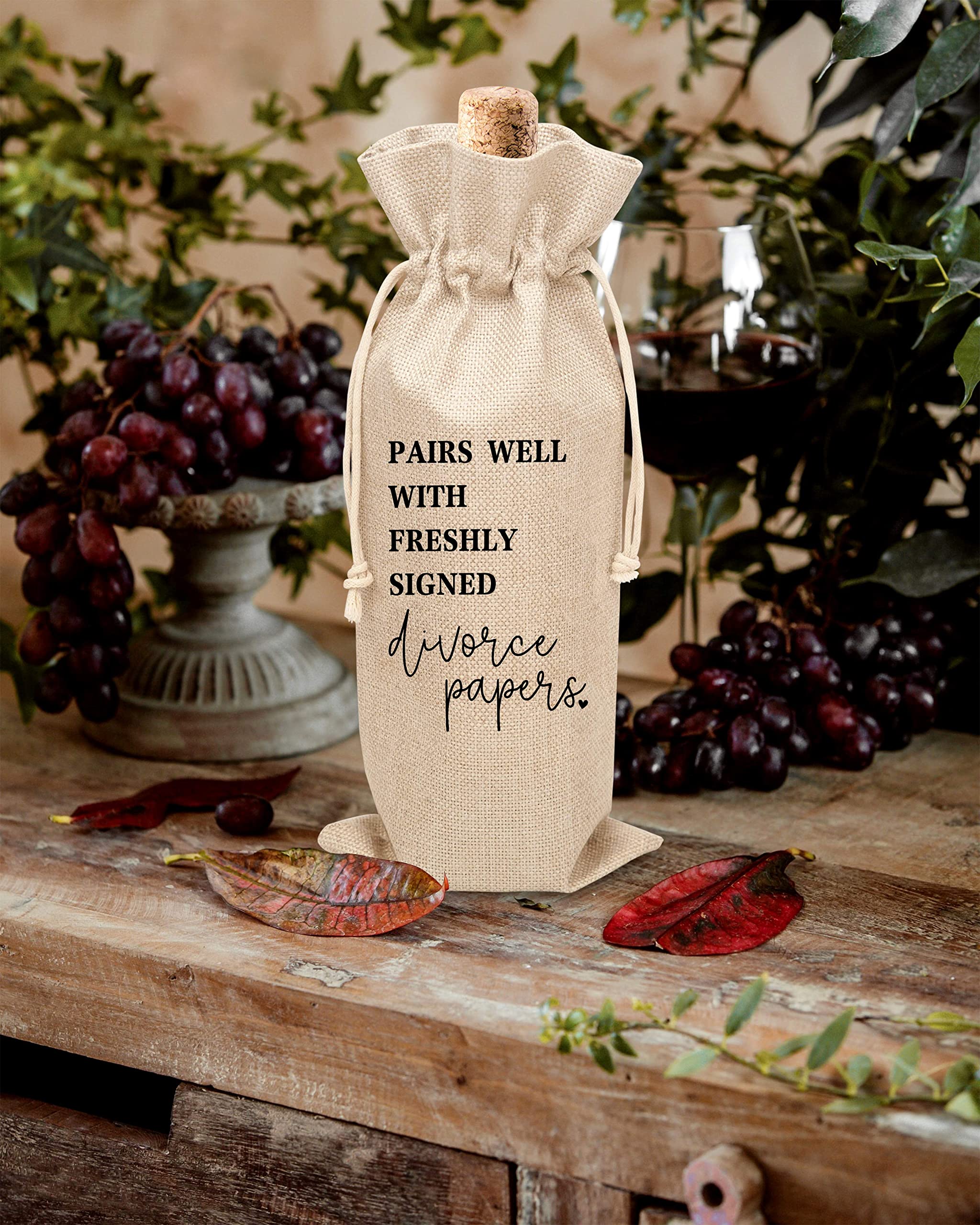 Divorced Wine Gift Bag, Wine Bag for Freshyl Signed Divorce Papers, breakup, happily divorced, Divorce Party, 1 Pc Burlap Wine Bottle Cover Bag (a21)