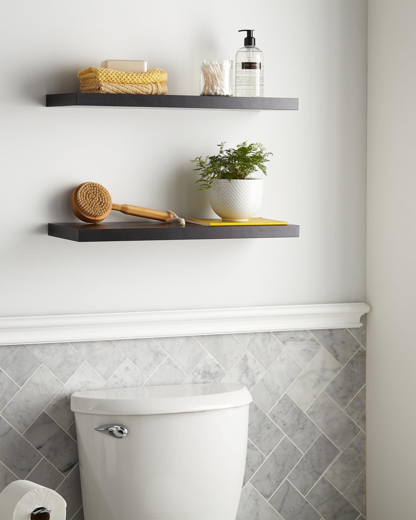 BAYKA Floating Shelves, Wall Mounted Rustic Wood Shelves for Bathroom, Bedroom, Living Room, Kitchen, Office, 22.5" Hanging Shelf for Books/Storage/Room Decor with 22lbs Capacity (Black, Set of 2)