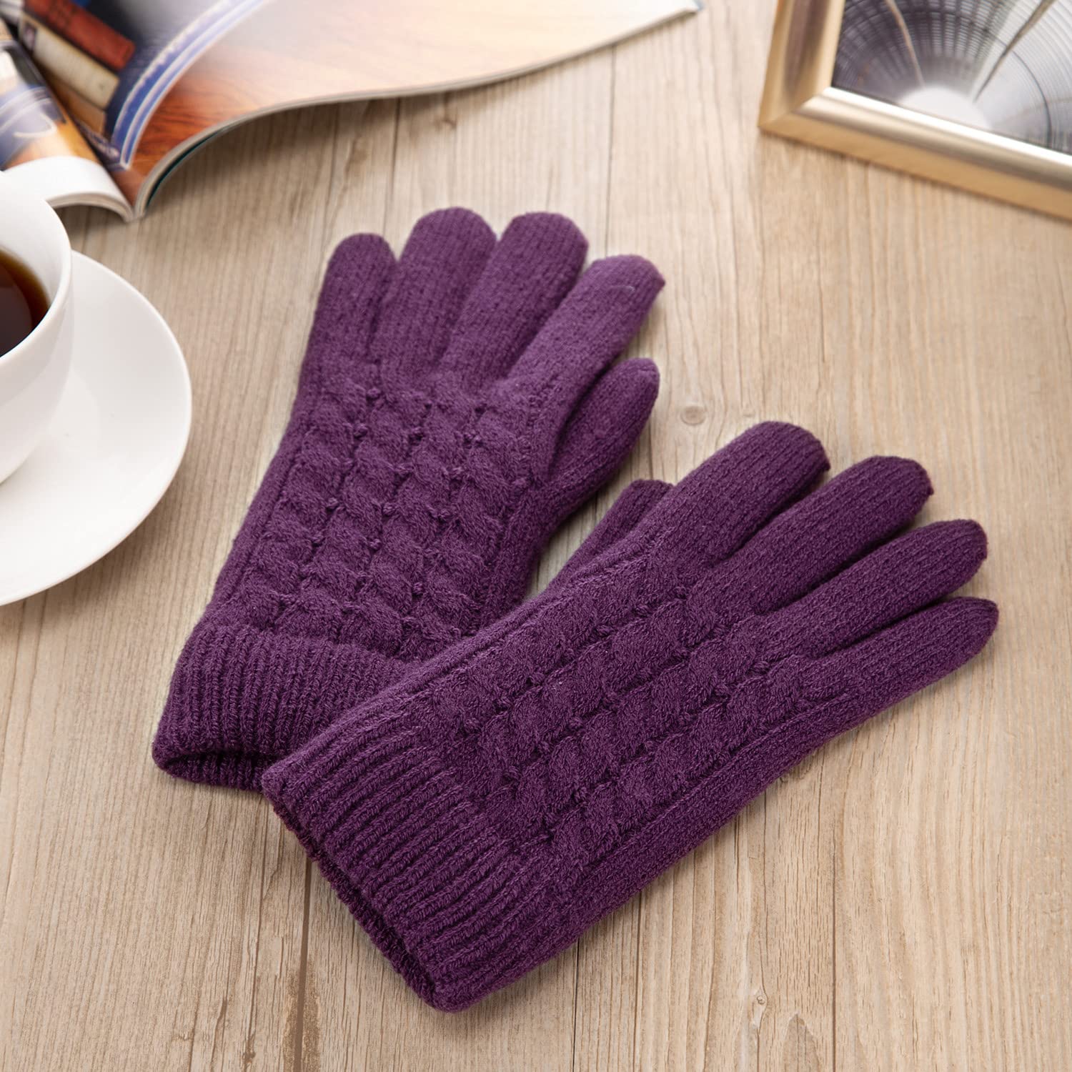 Be Your Own Style BYOS Women’s Winter Classic Cable Warm Plush Fleece Lined Knit Gloves