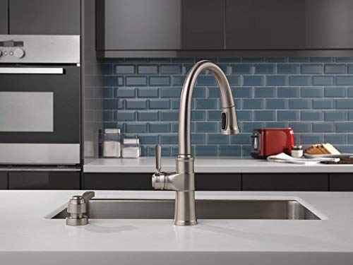 Delta Faucet Spargo Brushed Nickel Kitchen Faucet, Kitchen Faucets with Pull Down Sprayer, Kitchen Sink Faucet, Faucet for Kitchen Sink, Soap Dispenser, SpotShield Stainless 19964Z-SPSD-DST