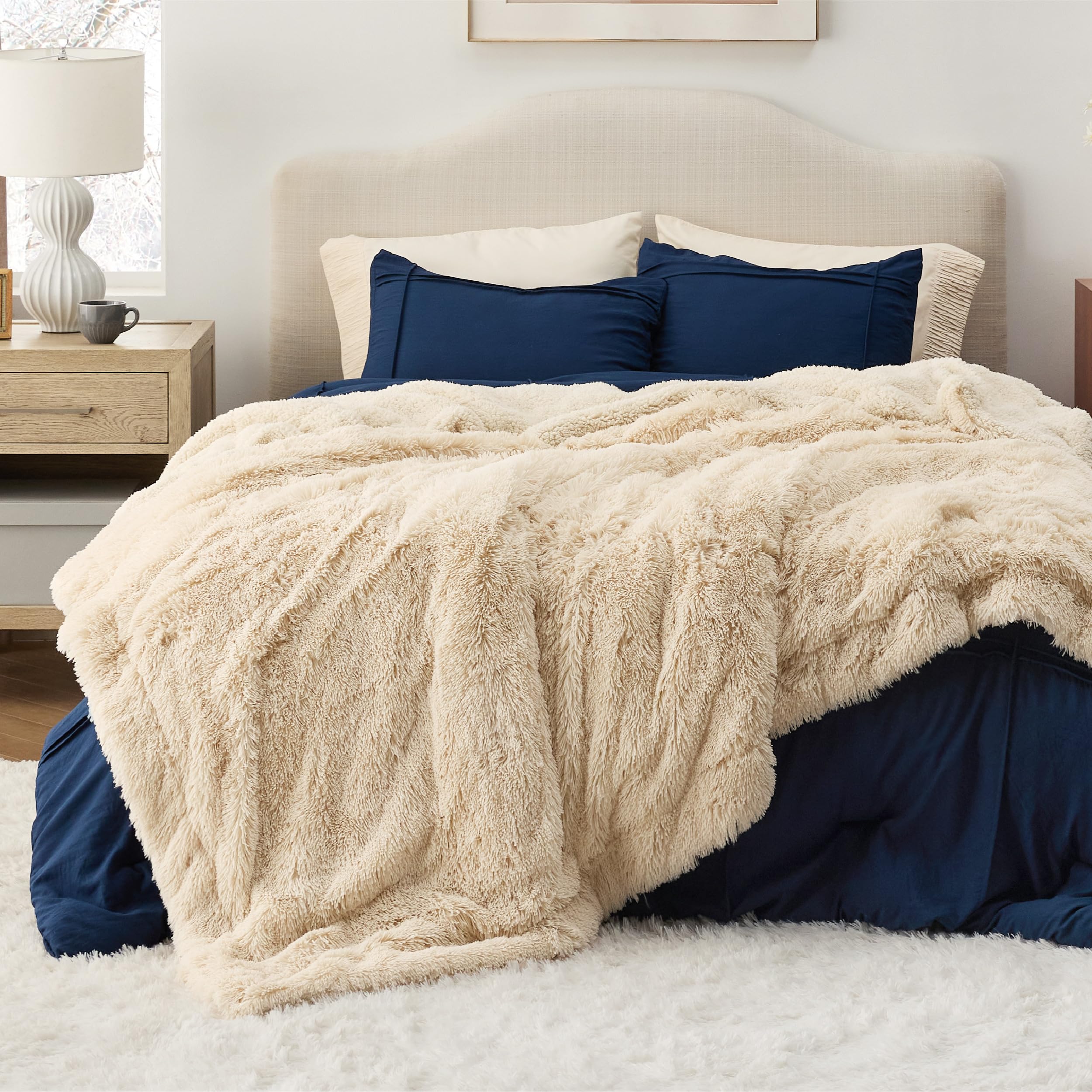 Bedsure Soft Fuzzy Faux Fur Blankets Queen Size Khaki â Cozy, Fluffy, Plush Sherpa Fleece Blanket, Furry, Shaggy Blanket for Couch, Bed, Sofa, Thick Warm Blankets for Women, 90x90 Inches, 640 GSM