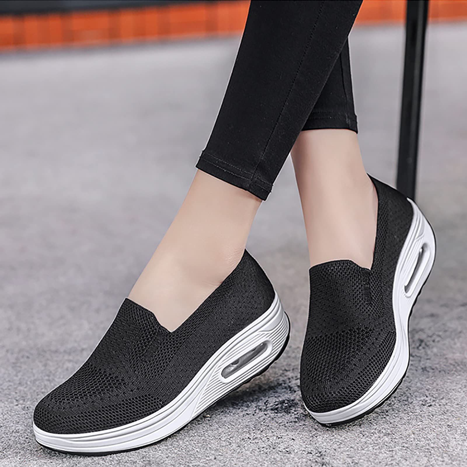 Bersauji Women's Orthopedic Sneakers, Mesh Up Stretch Platform Shoes for Walking, Black 8.5
