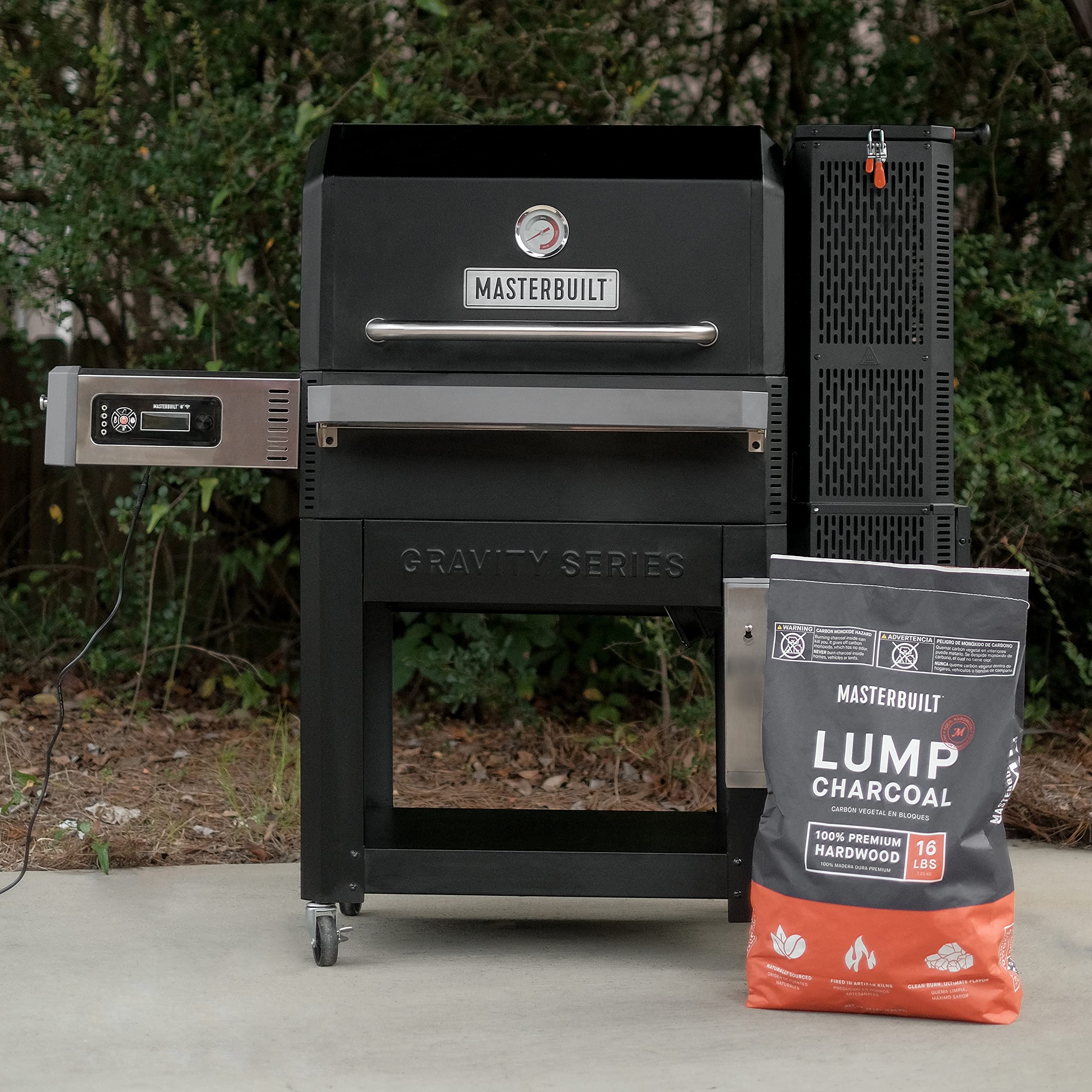 Cuisinart CCG190RB Inch BBQ, 14" x 14" x 15", Portable Charcoal Grill, 14" (Red) & Masterbuilt MB20091621 Lump Charcoal 16 Pound, Black