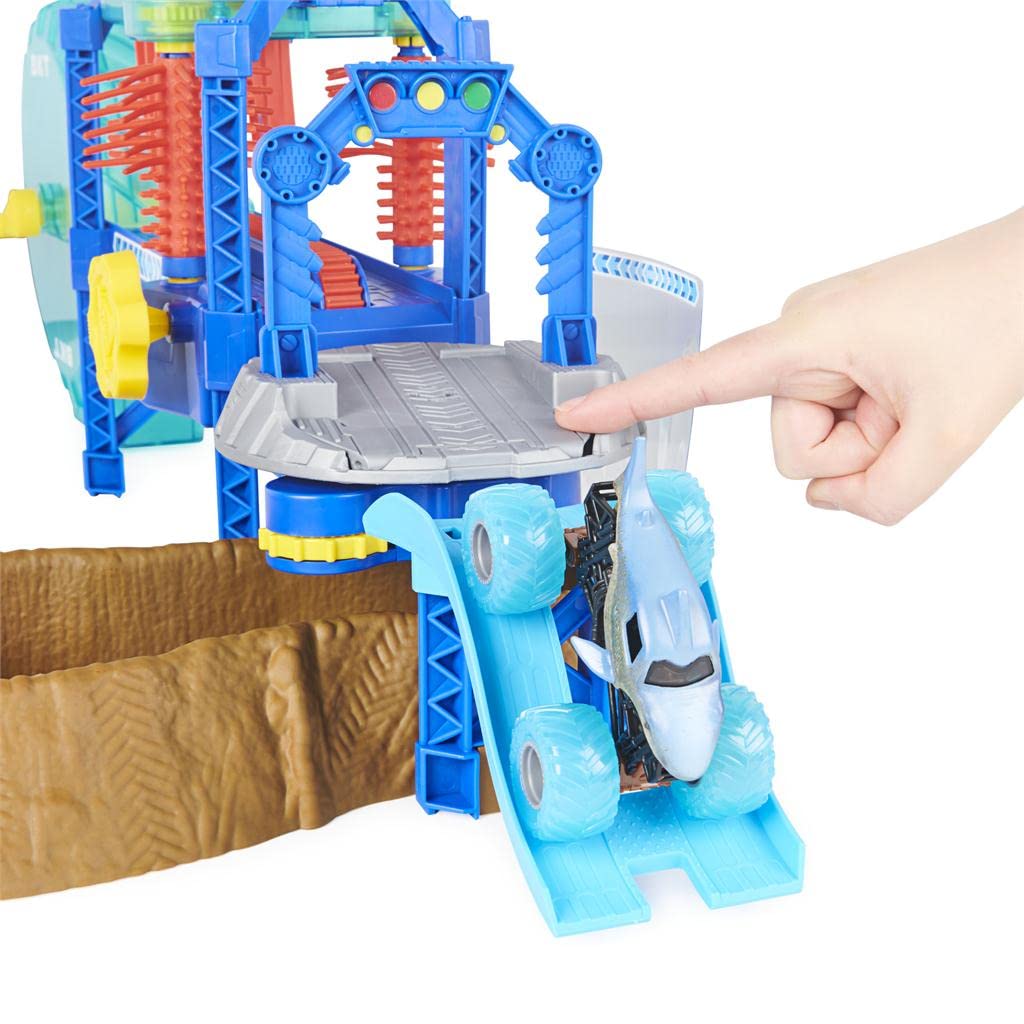 Spin Master 6060160 Monster Jam 1T64 Truck Wash Playset