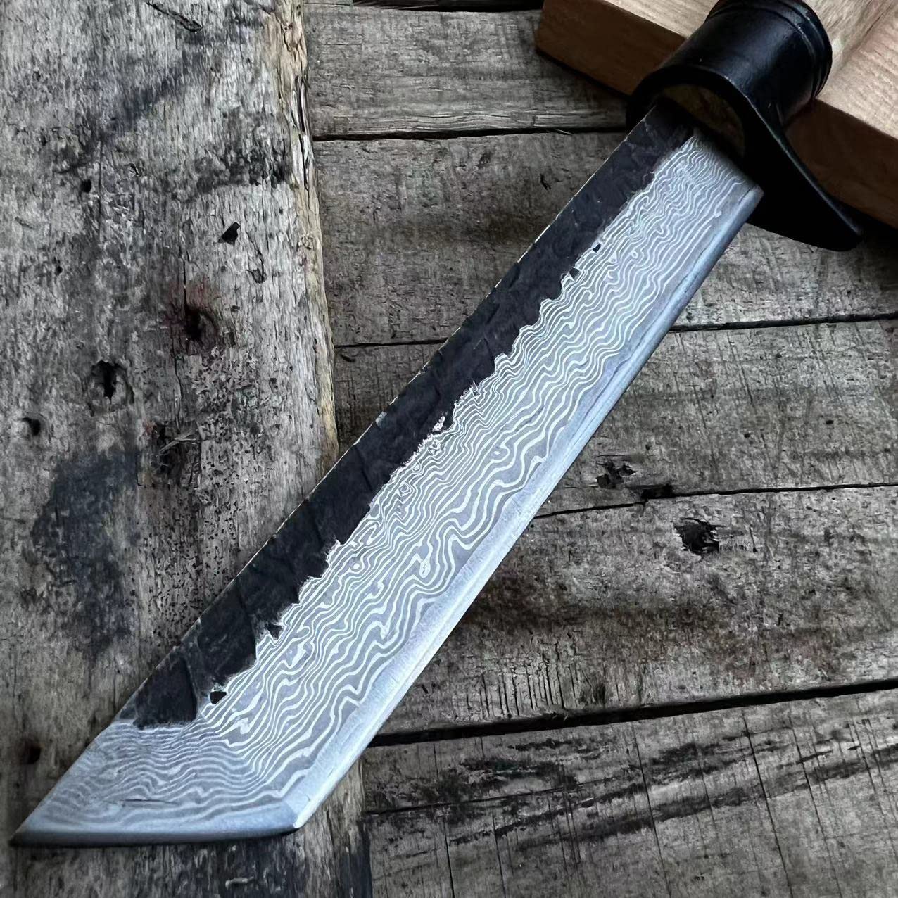 AULAKNIV Damascus Tanto Fixed Blade Hunting Knife with Wooden Sheath, Japanese Camping Survival Knives with Wooden Handle