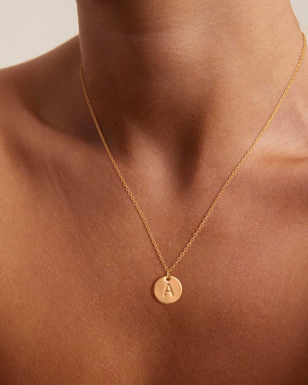 Bemoly Initial Necklace for Women Round 11MM Coin Disc Double Side Engraved Letter A Hammered Pendant 14K Gold Plated Personalized Alphabet Birthday Jewelry 17.5"