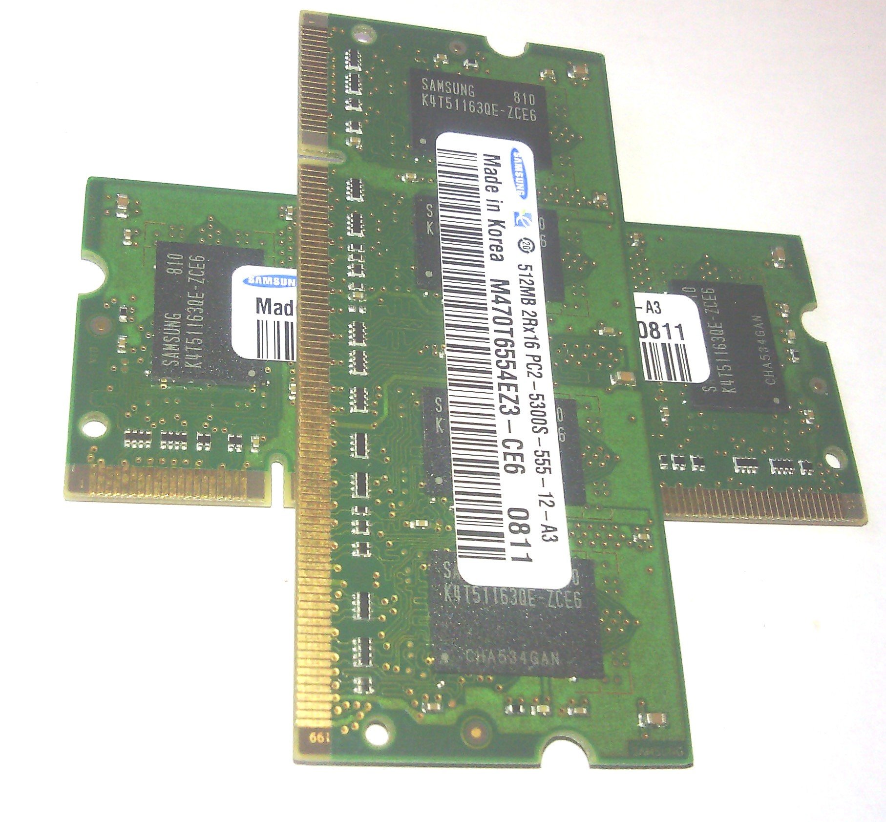 Samsung 1GB 667MHz DDR2 PC2-5300S M470T2953EZ3-CE6