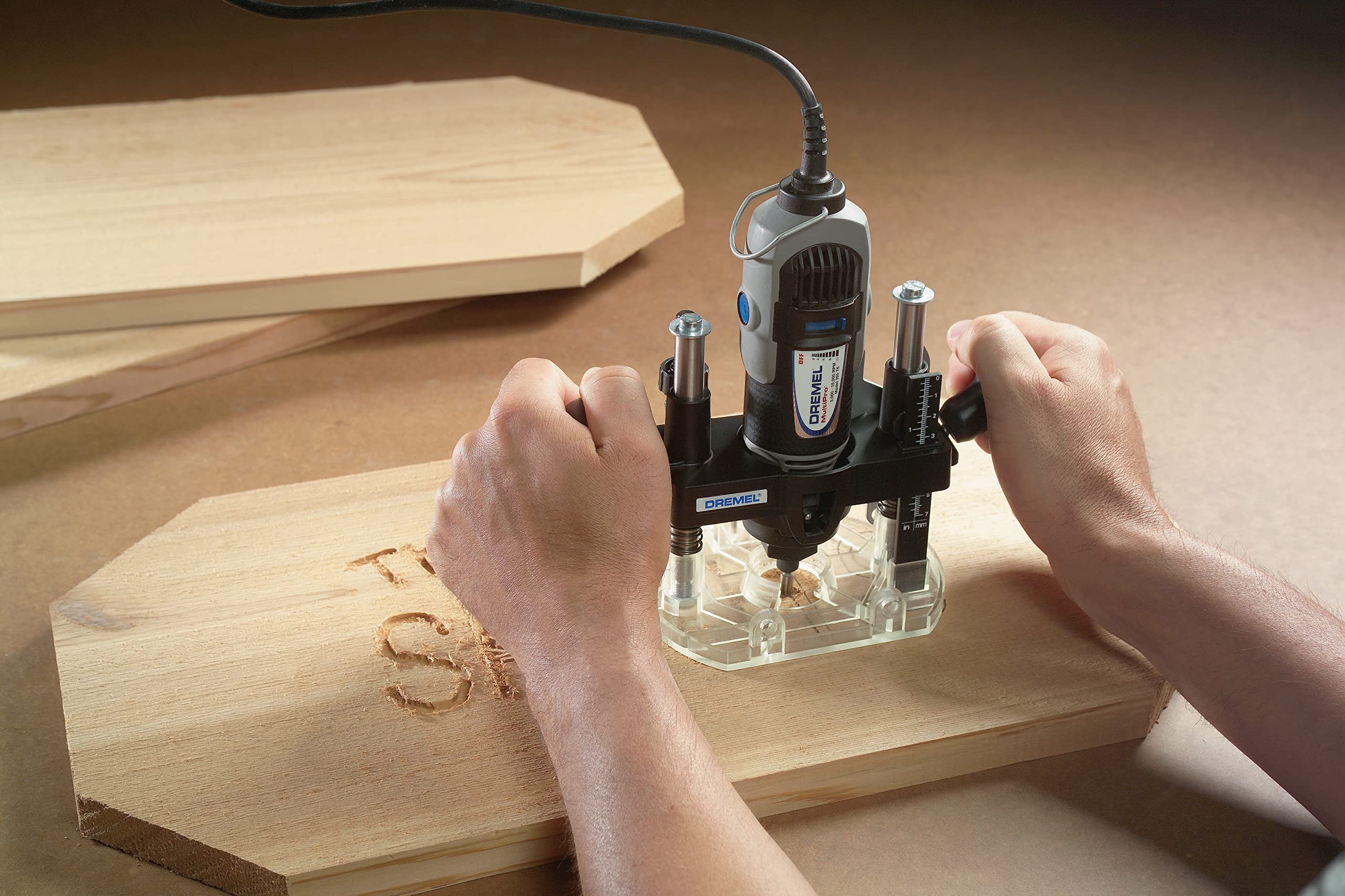 Dremel 335-01 Rotary Tool Plunge Router Attachment, Compact & Lightweight for Light-Duty Routing Projects, Perfect for Woodworking & Inlay Work