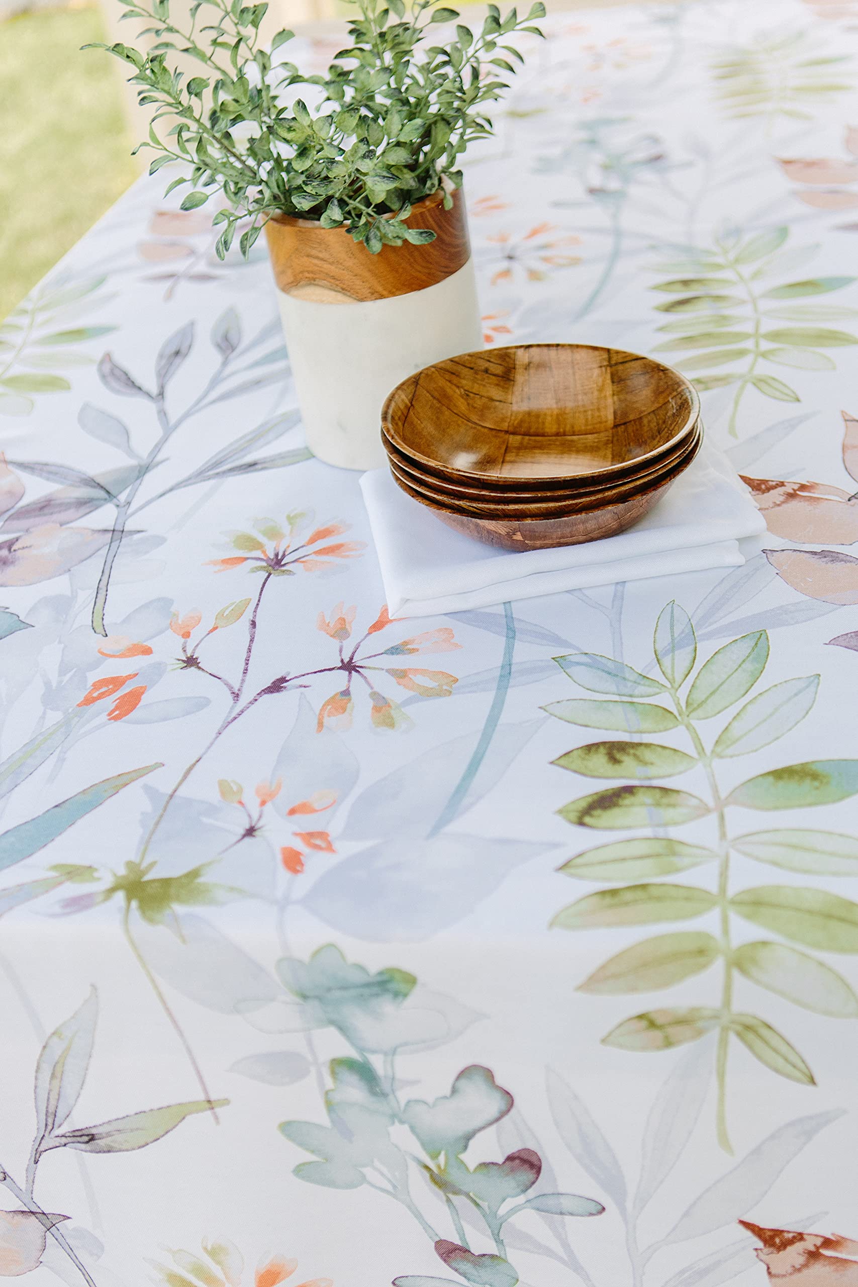 Benson Mills Spillproof Spring/Summer Fabric Outdoor Tablecloth with Umbrella Hole, Zippered Table Cloth for Rectangle Tables, Picnic/Patio Table (60" x 84" Rectangular with Umbrella Hole, Botanica)