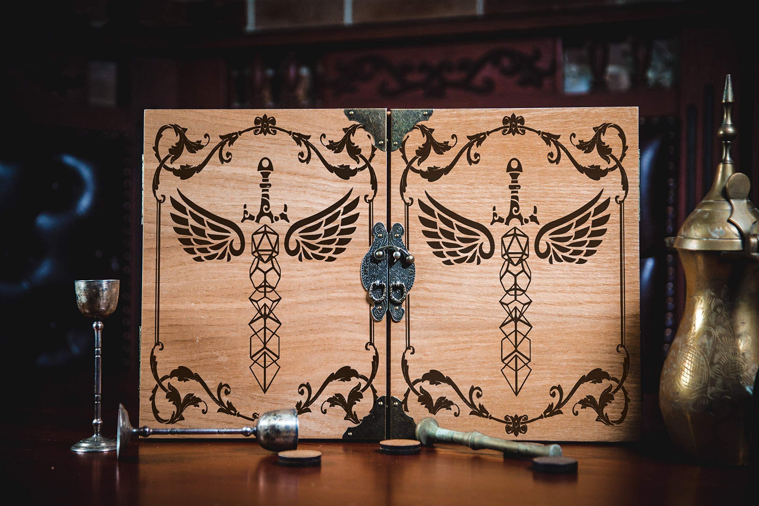 Personalizable Game Master Screen made for Board Role Playing Game - Wooden Handcrafted GM Screen Set - DM Gift Idea - Gifts for Him and Her (Game Master)