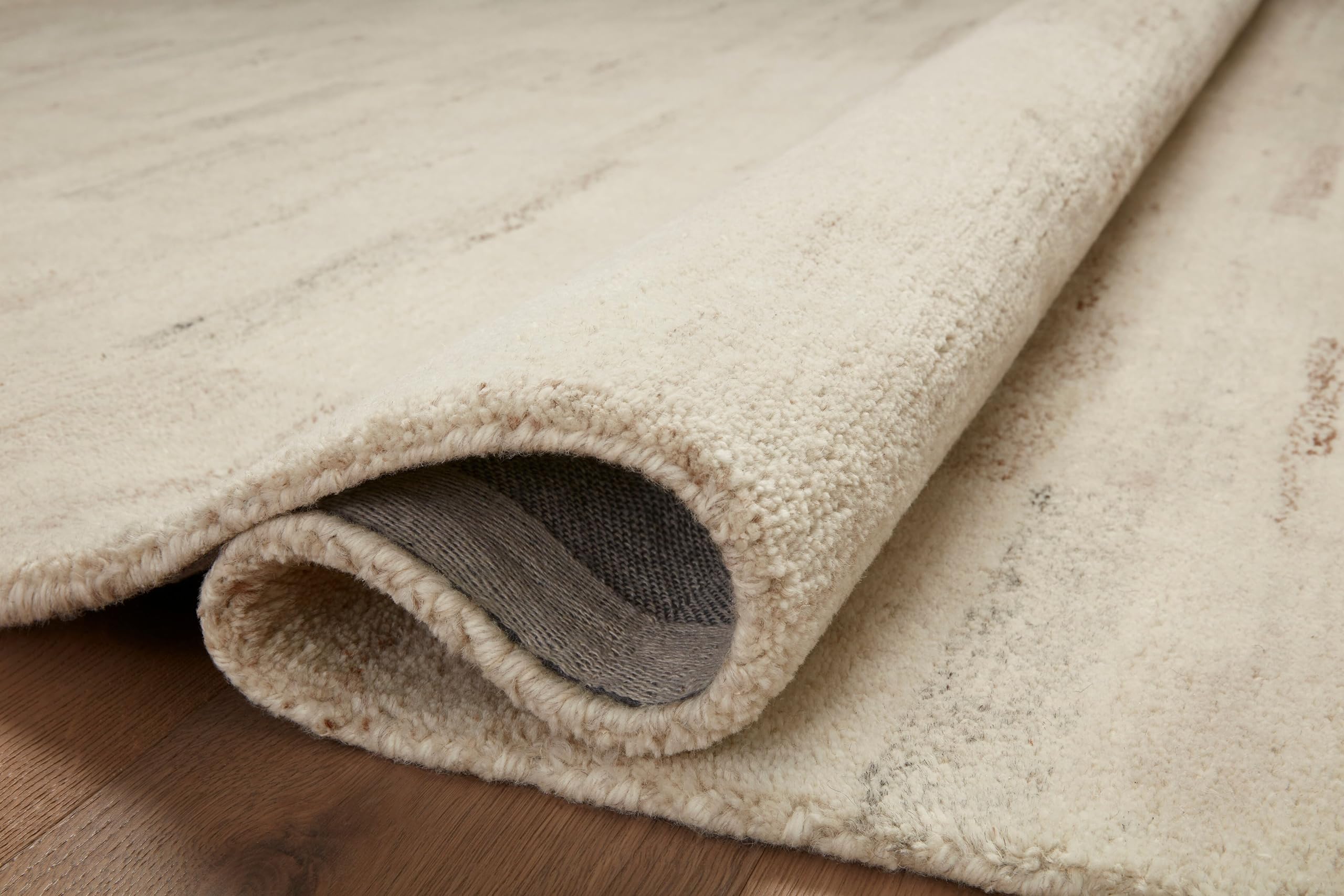 Loloi Amber Lewis x Rocky Natural/Fog 7'-9" x 9'-9" Area Rug