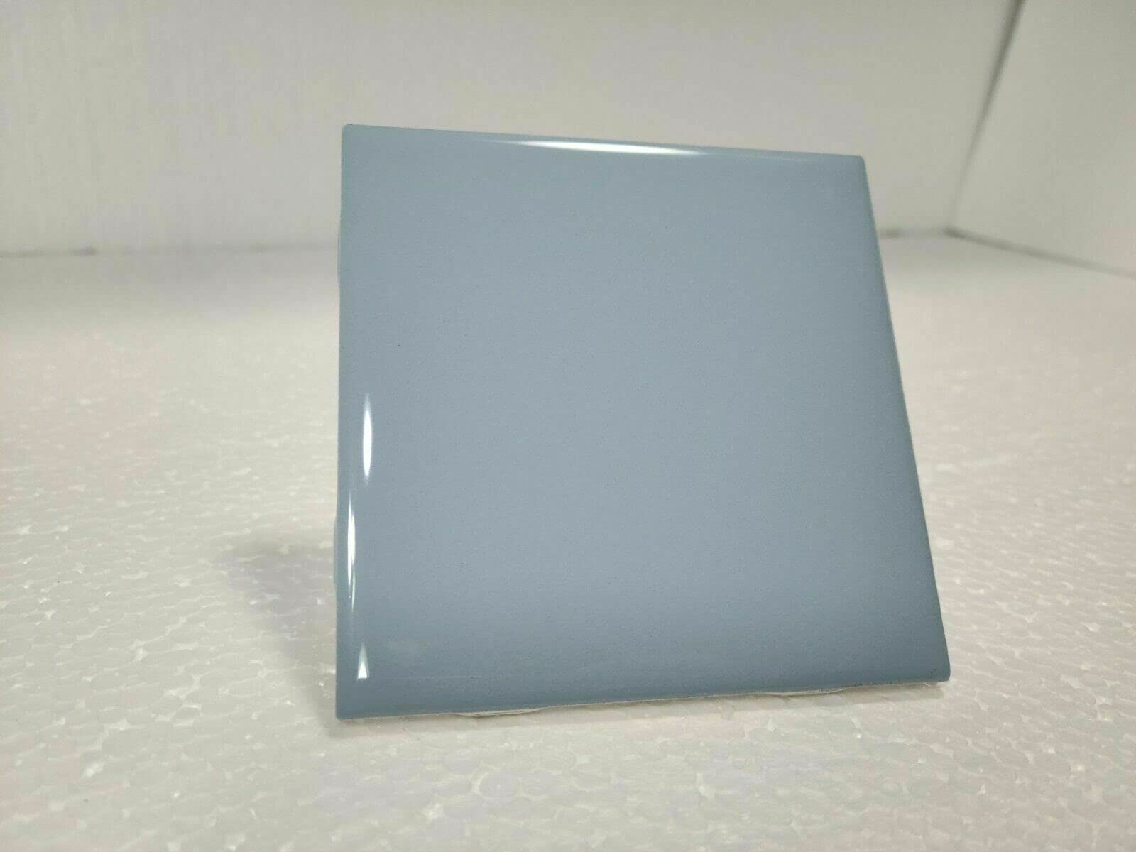 Blue Waterfall 4 in Ceramic Tile 4.25 inch Shower Bathroom Kitchen Backsplash Daltile Color 0169 4x4 Subway Square 10 Piece Box