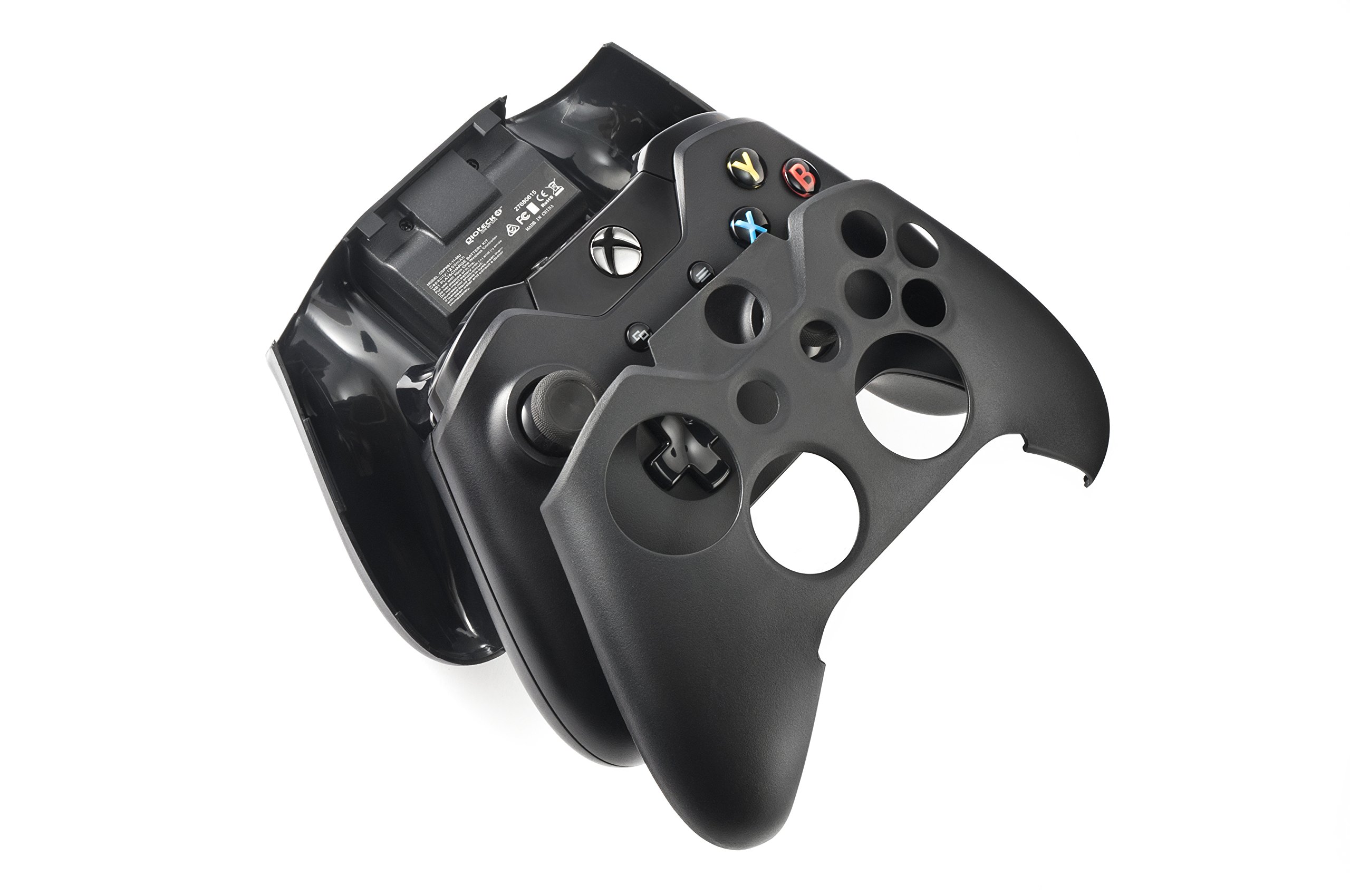 Gioteck Controller Skin Plus White with Built-In Battery - Xbox One