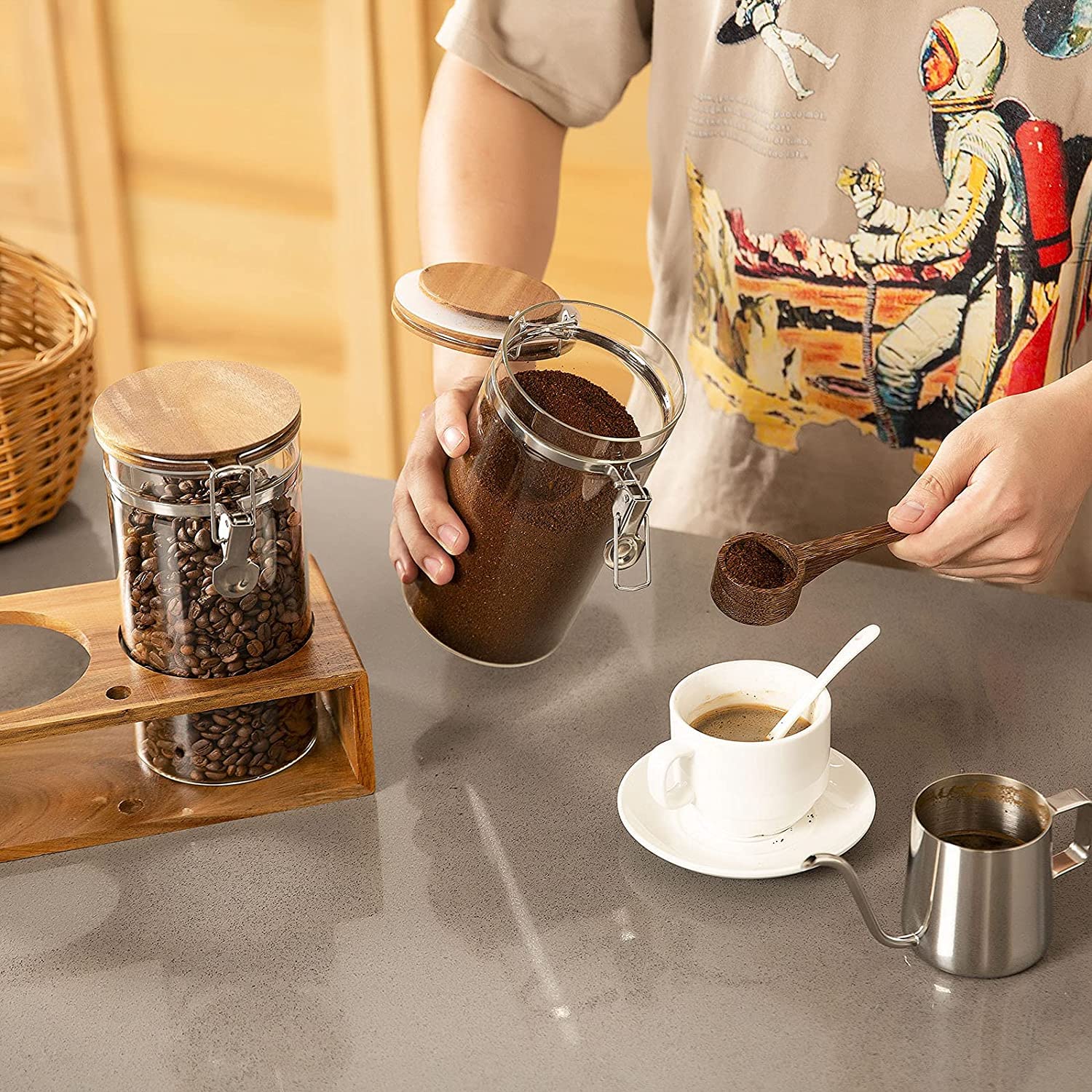 Yangbaga Glass Sugar Coffee Containers with Shelf, 2 x 45OZ Coffee Bean Canister Storage Station Organizer with Airtight Locking Clamp and Log Coffee Scoop, Large Capacity Food Storage Jar for Kitchen