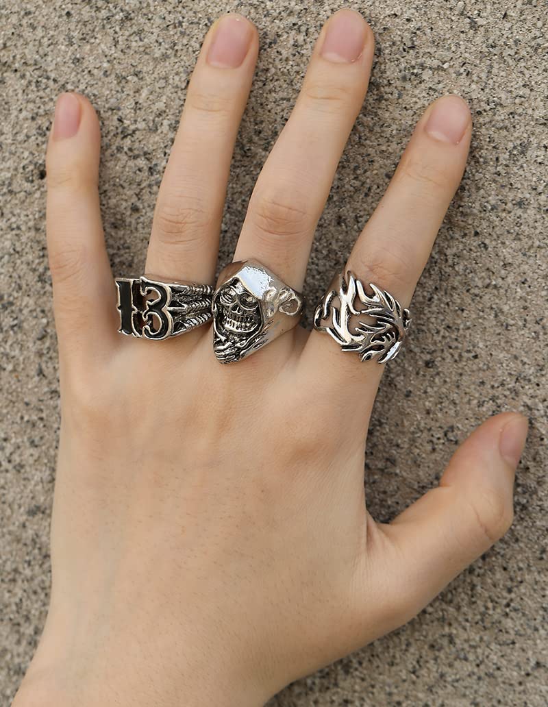 Black Rings for Men Women Girls, Goth Punk Rings Set, Cool Gothic Adjustable Ring Pack, Vintage Stackable Animal Rings Bulk, Vintage Chunky Knuckle Emo Rings, Boho Snake Spider Eboy Open Rings Y2K Accessories (Chunky big guth rings-20 pcs)