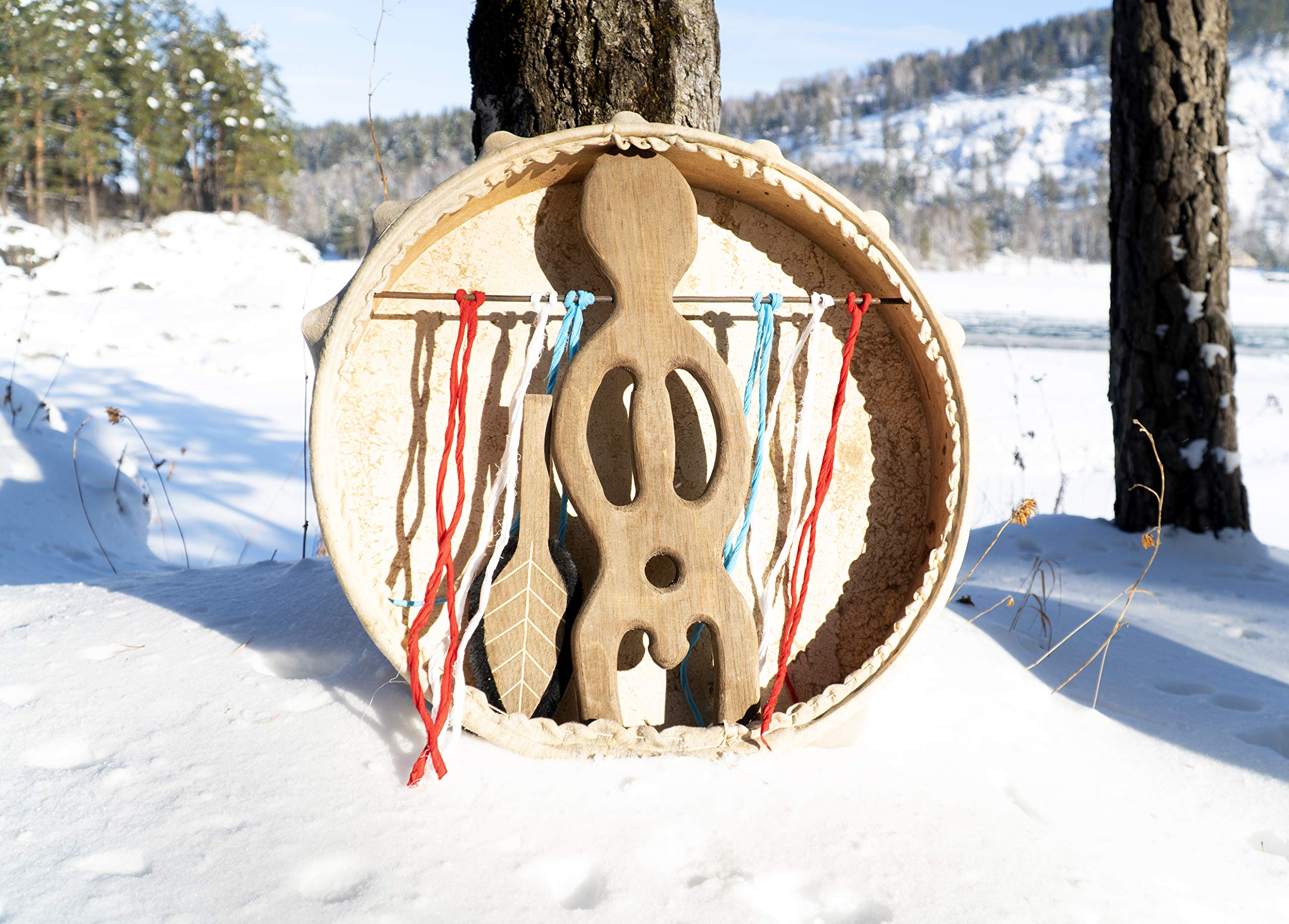 Siberian round shaman drum 19" (50 cm) with drawing of a bear/authentic tambourine/with beater and case included