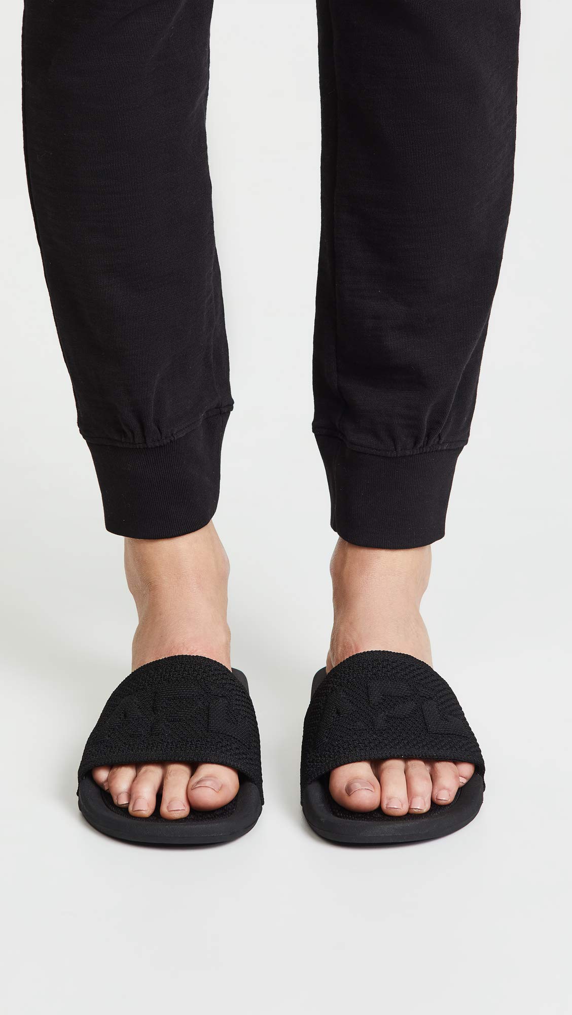 Athletic Propulsion Labs (APL) Women's Big Logo Techloom Slide Slipper, Black, 9
