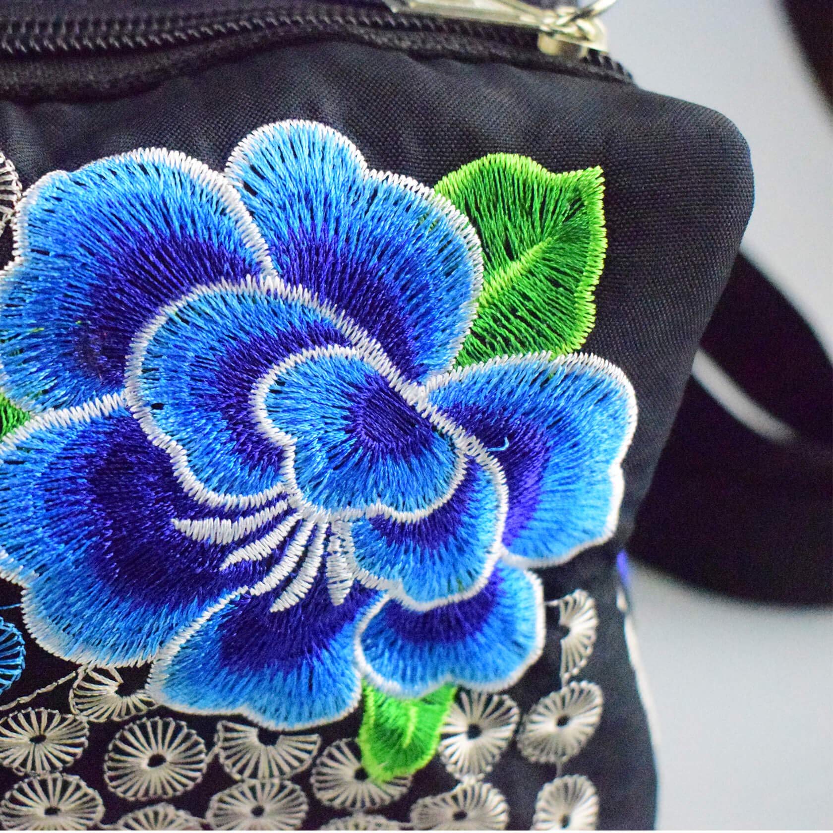 Handmade Embroidered-Cute Mini Canvas-Crossbody Bag Coin Purse Cell phone Pouch for Women (apple violet)