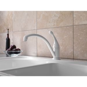 Delta Faucet 141-DST Single Handle Kitchen Faucet, 9.75 x 13.75 x 22.00 inches, Chrome