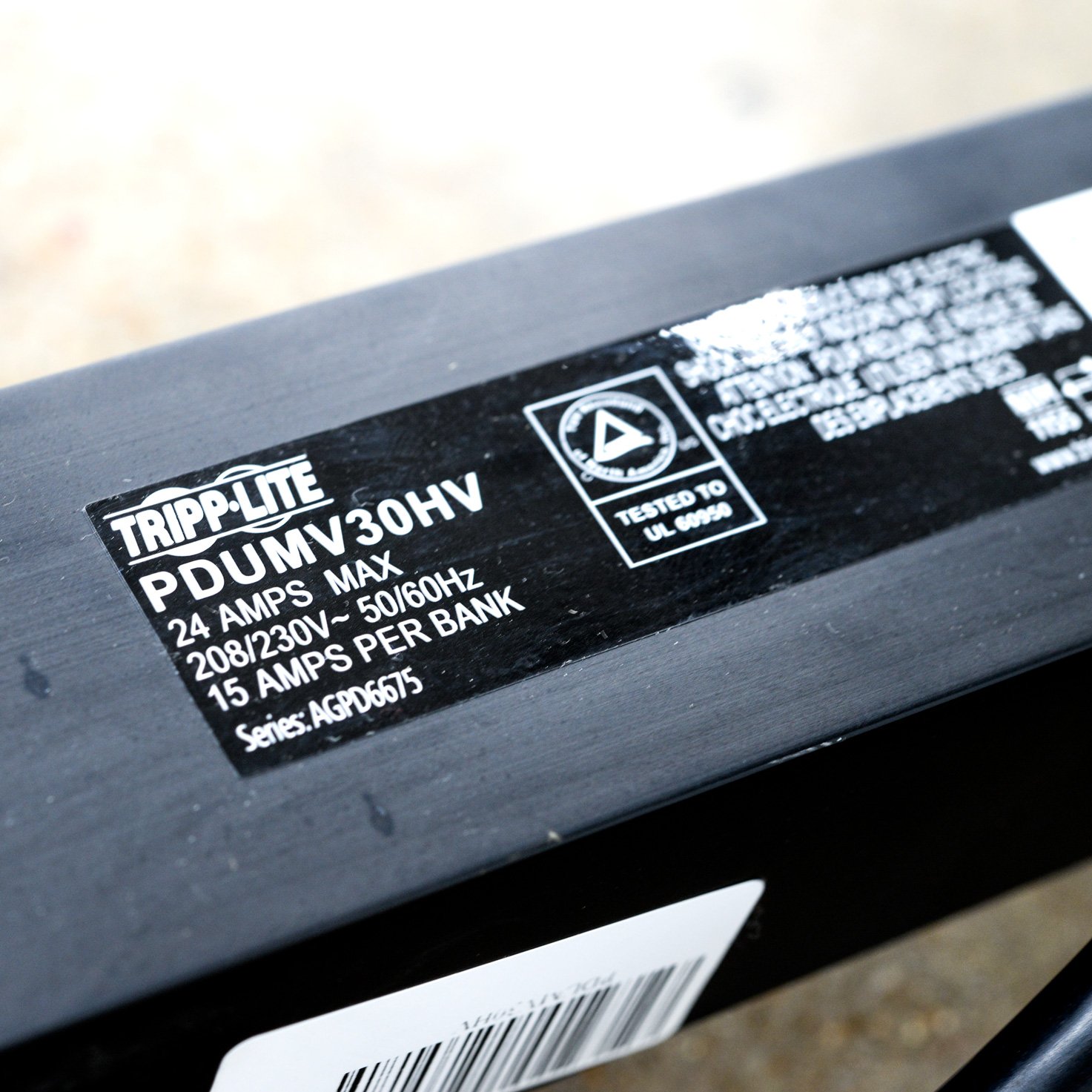 Tripp Lite PDUMV30HV PDU Metered 208V - 240V 30A 30 Outlet (PDUMV30HV)