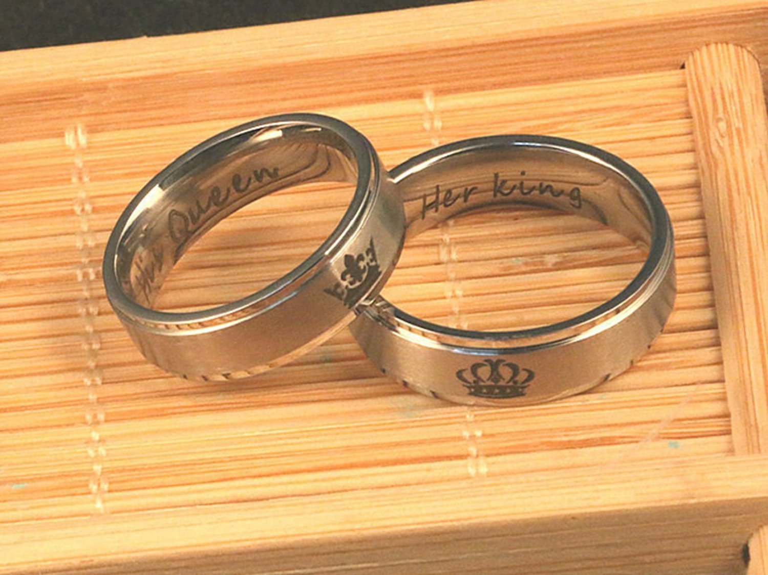 Blowin 6mm Tungsten Carbide Ring His Queen Crown Couple Wedding Bands Engagement Promise Anniversary Ring for Women (Her Size 6)