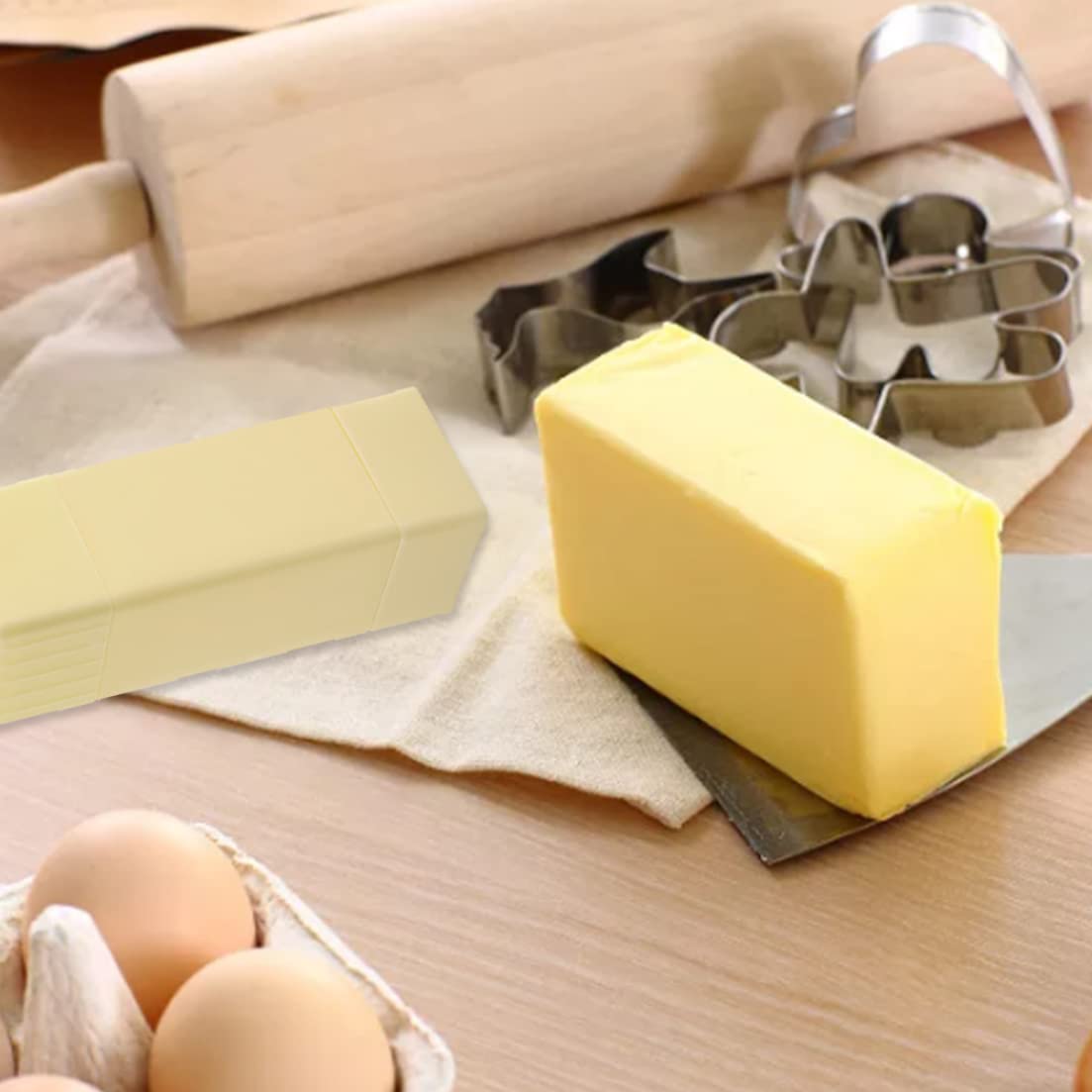 Butter Stick Holder Butter Dish Spreader Dispenser Rotary Butter Keeper with Lid for Corn Home & Kitchen