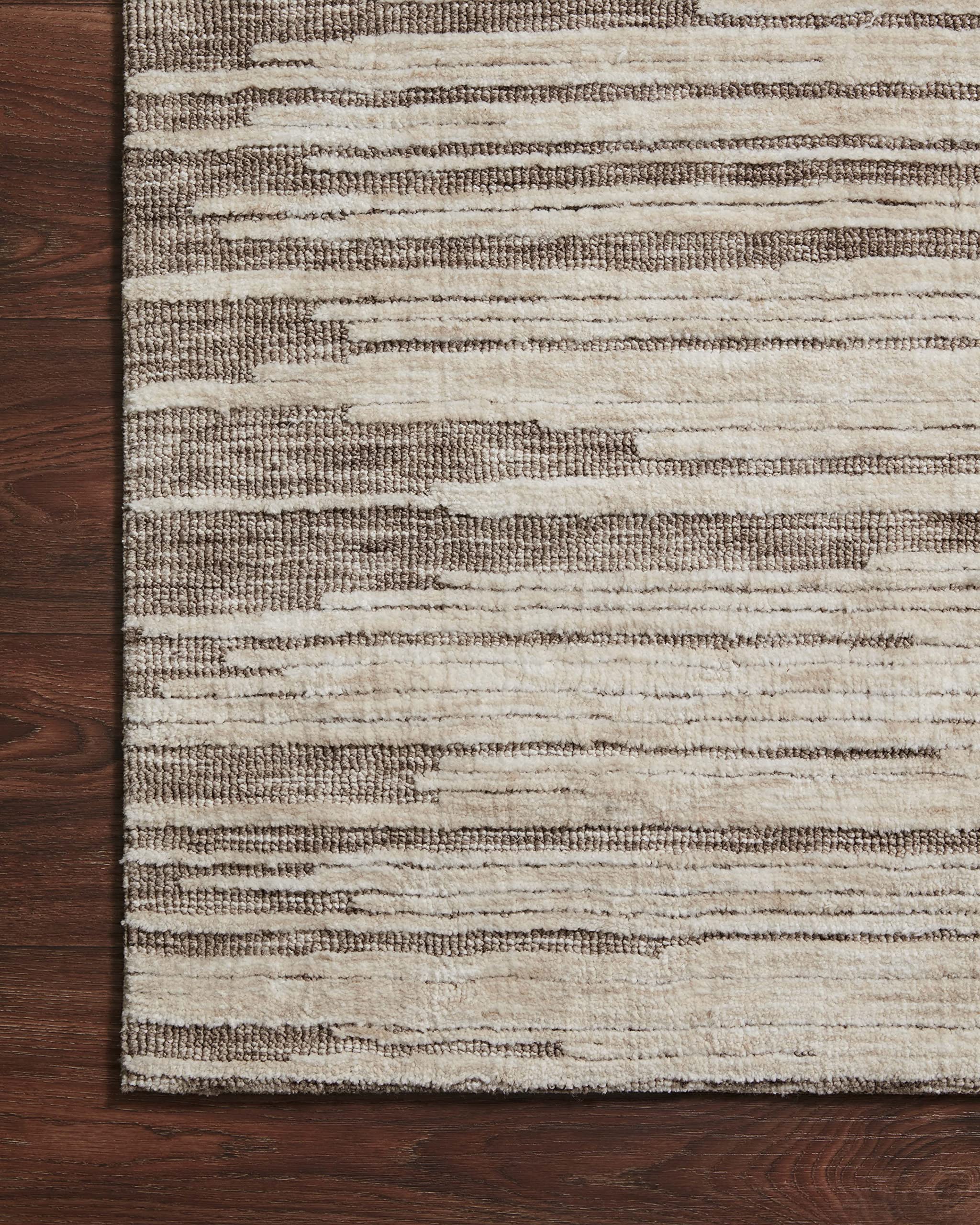 Loloi II Neda Collection NED-01 Taupe/Stone, Transitional 5'-0" x 7'-6" Area Rug