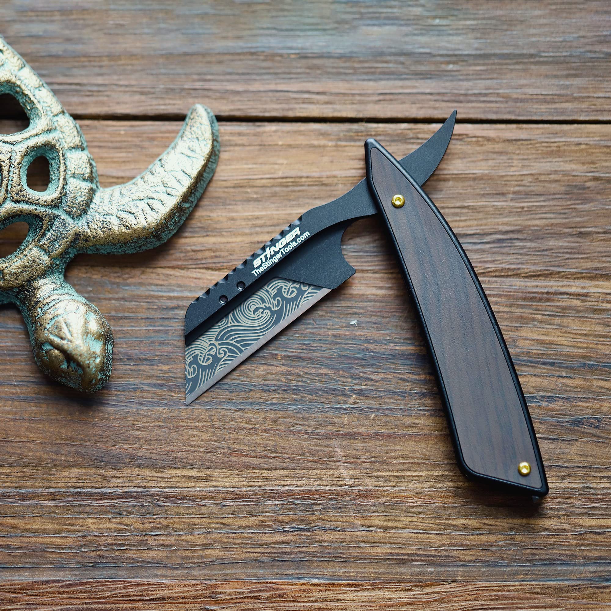 Stinger Vintage Straight Razor Style Utility Knife with Standard Replaceable Razor Blade, Car Emergency Window Breaker, EDC Gear, Box Cutter