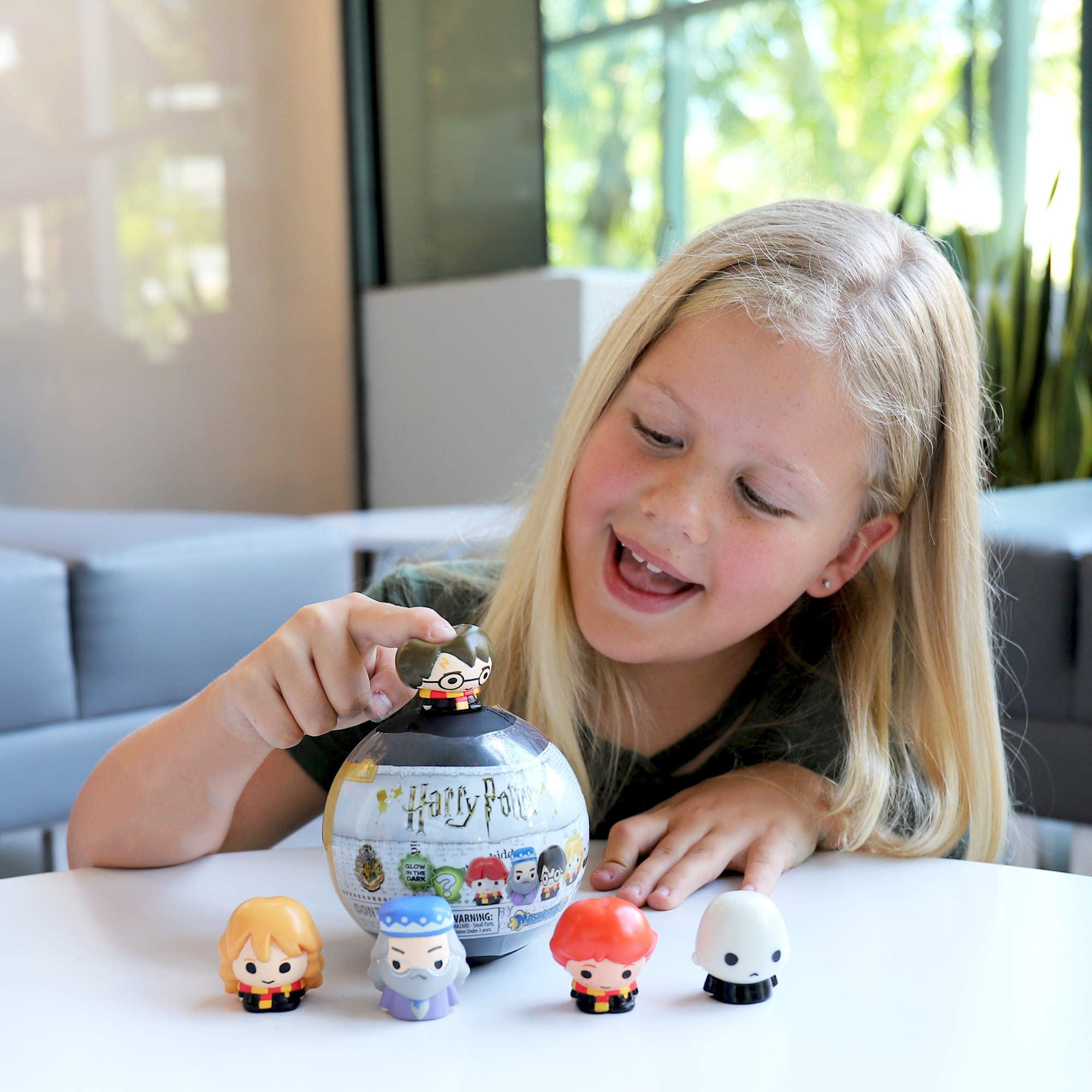 Basic Fun Official Mash'ems Super Sphere - Lion King Series 1 - Squishy Collectible Figures β 6 Pack - Amazon Exclusive