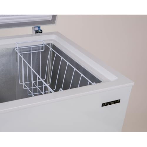 FRIGIDAIRE EFRF1049AMZ6COM RFRF1049 RCA Cubic Foot Chest Freezer, 10 cu ft, White