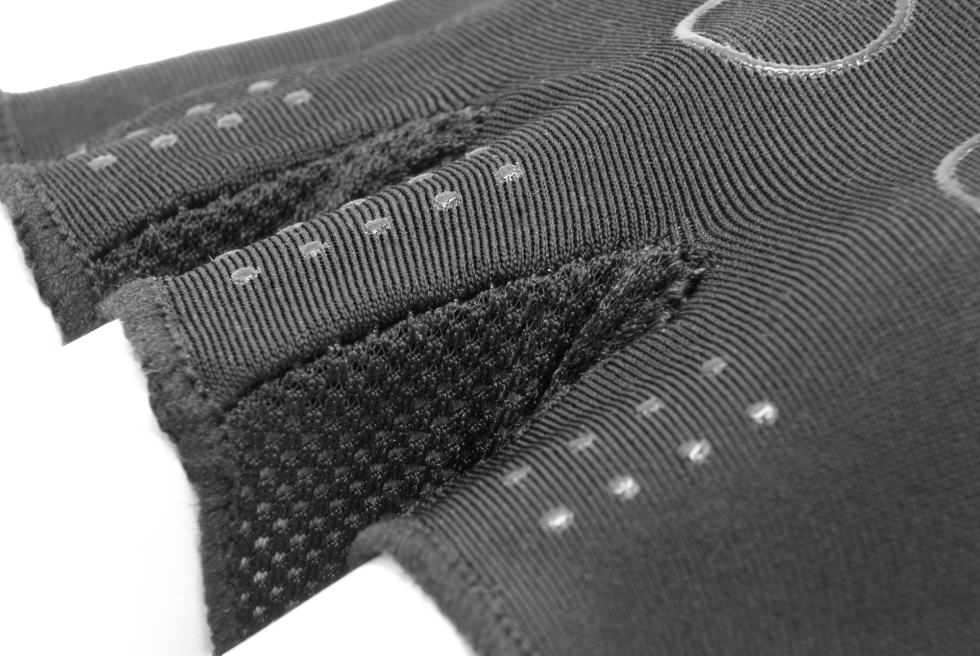 Foamy Lizard Gaming Grip Gloves Hexotech Pro Gamer Anti-Sweat Fingerless Tactical Gloves for Controller Grip for Xbox Series X, PlayStation 5 Dualsense (Pair of Gloves) SM