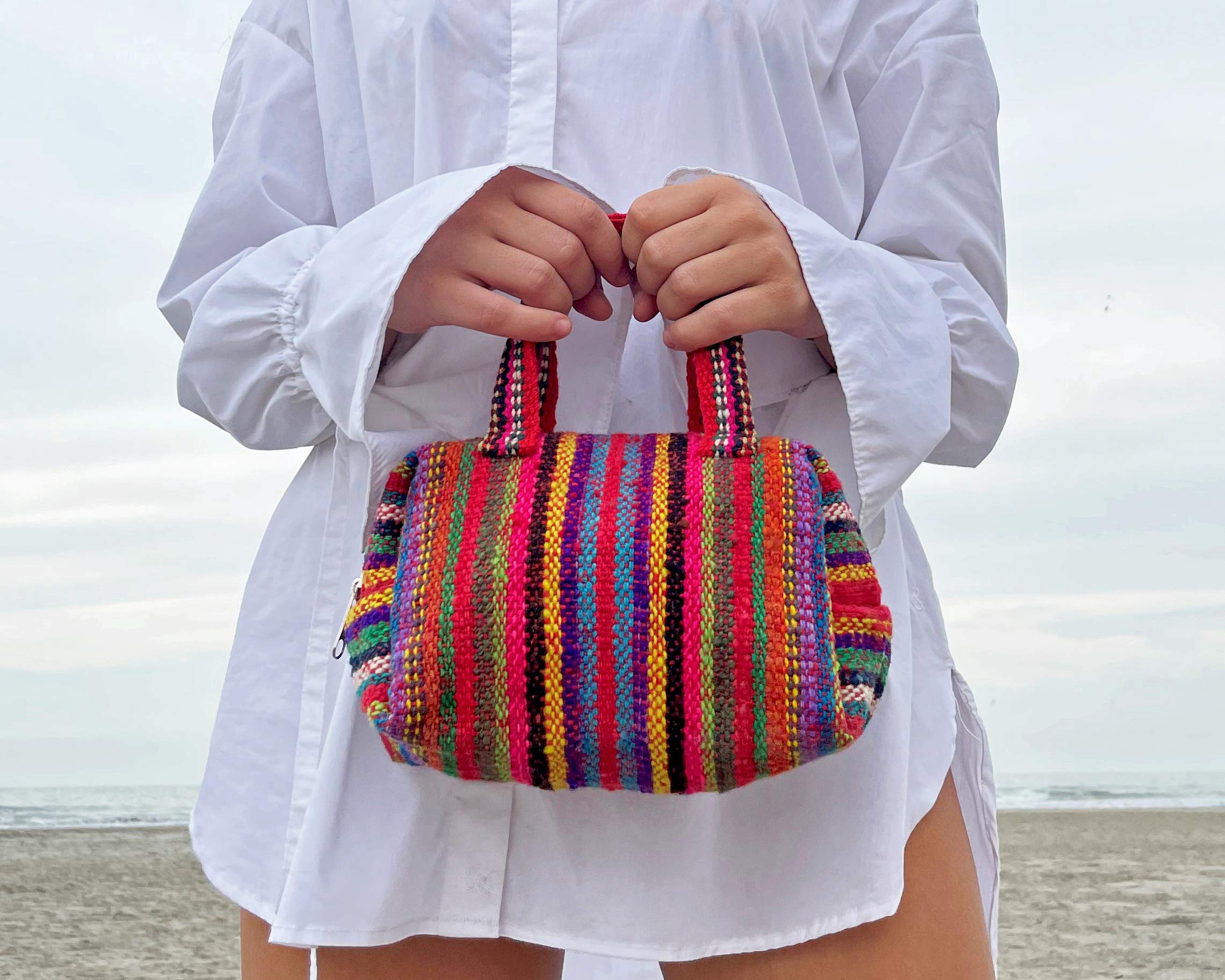 TINKUY PERU Woven Purse, Multicolored Rainbow Handmade Purse, Peruvian Boho Chic Bag Small Handbags For Women, (Red)