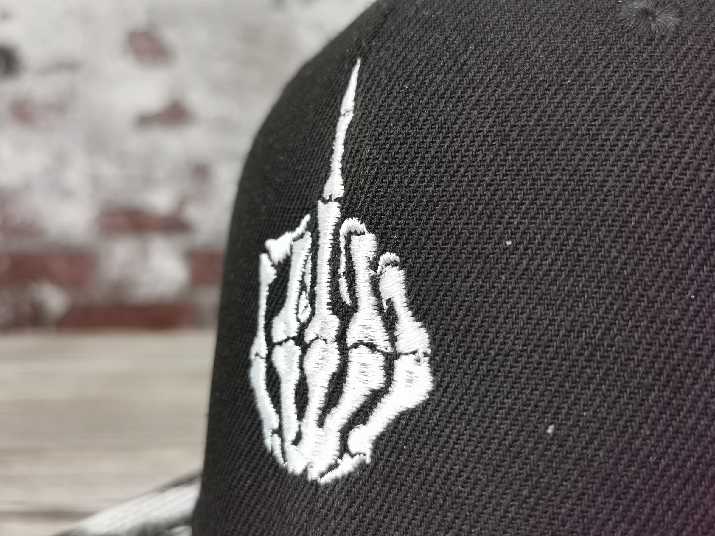 Big Middle Finger Skeleton Hand Baseball Hat for Men Women, Embroidered Skull Cap Adjustable Flat Bill Hat, Embroidery Cool Snapback Hat Unisex