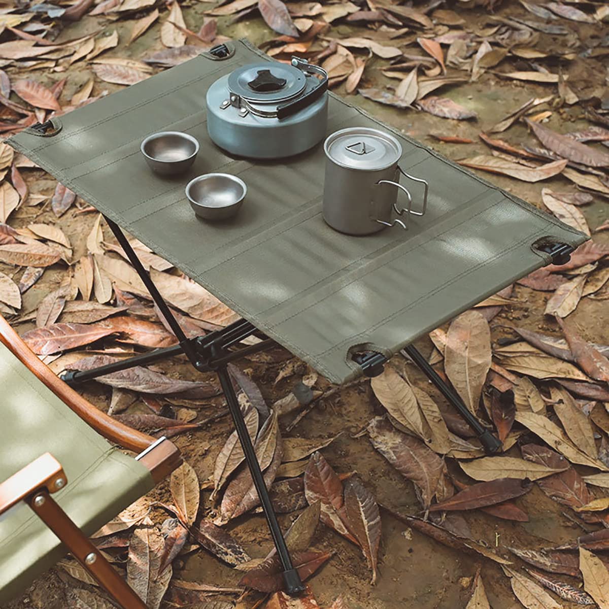 Apurioni Lightweight Folding Camping Table, Washable Fabric Compact Portable Table with Storage Bag for Outdoor, Hiking, Backpacking, Picnic, Travel, Fishing, Partio-Green
