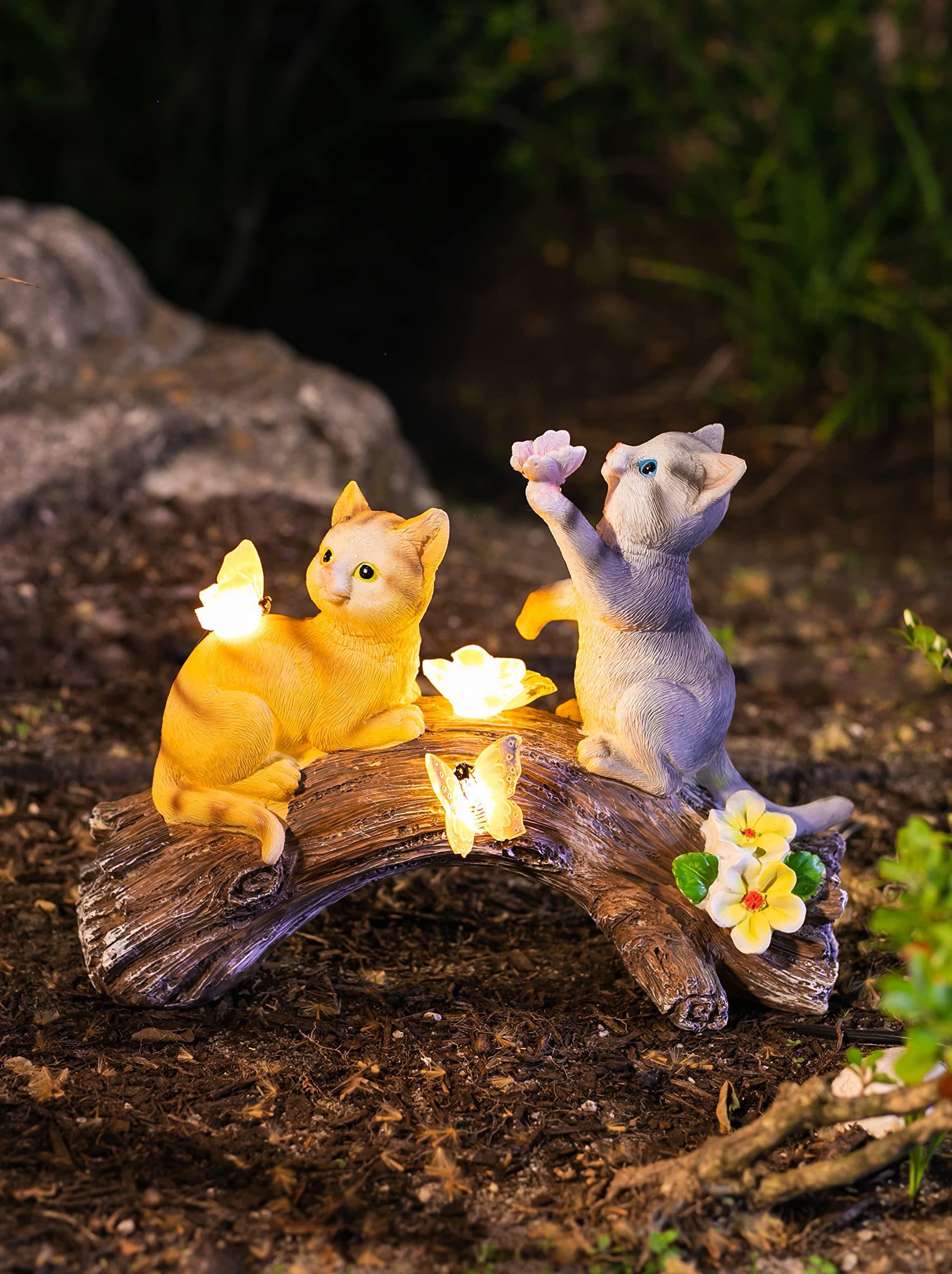 VP Home Kittens on a Log Solar Powered LED Outdoor Decor Garden Light, Great Addition for Your Garden, Solar Powered Light for Outside Patio Lawn
