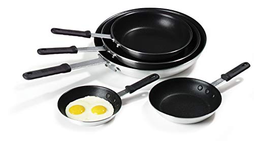 Carlisle FoodService Products 60907XRS Scratch-Resistant Aluminum Non-Stick Fry Pan With Removable Silicone Sleeve, 7