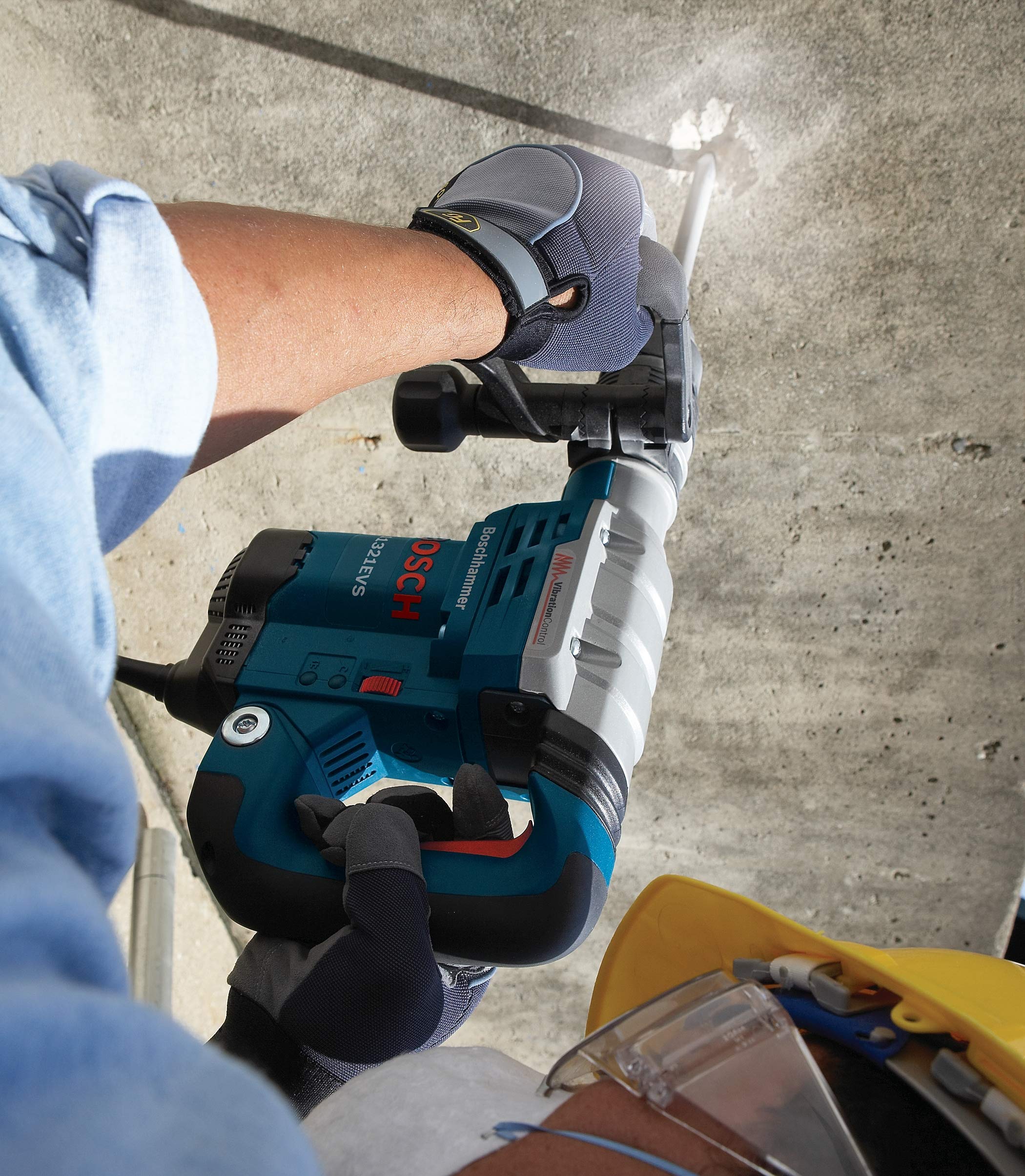 Bosch 11321EVS Demolition Hammer - 13 Amp 1-9/16 in. Corded Variable Speed SDS-Max Concrete Demolition Hammer with Carrying Case (Renewed)