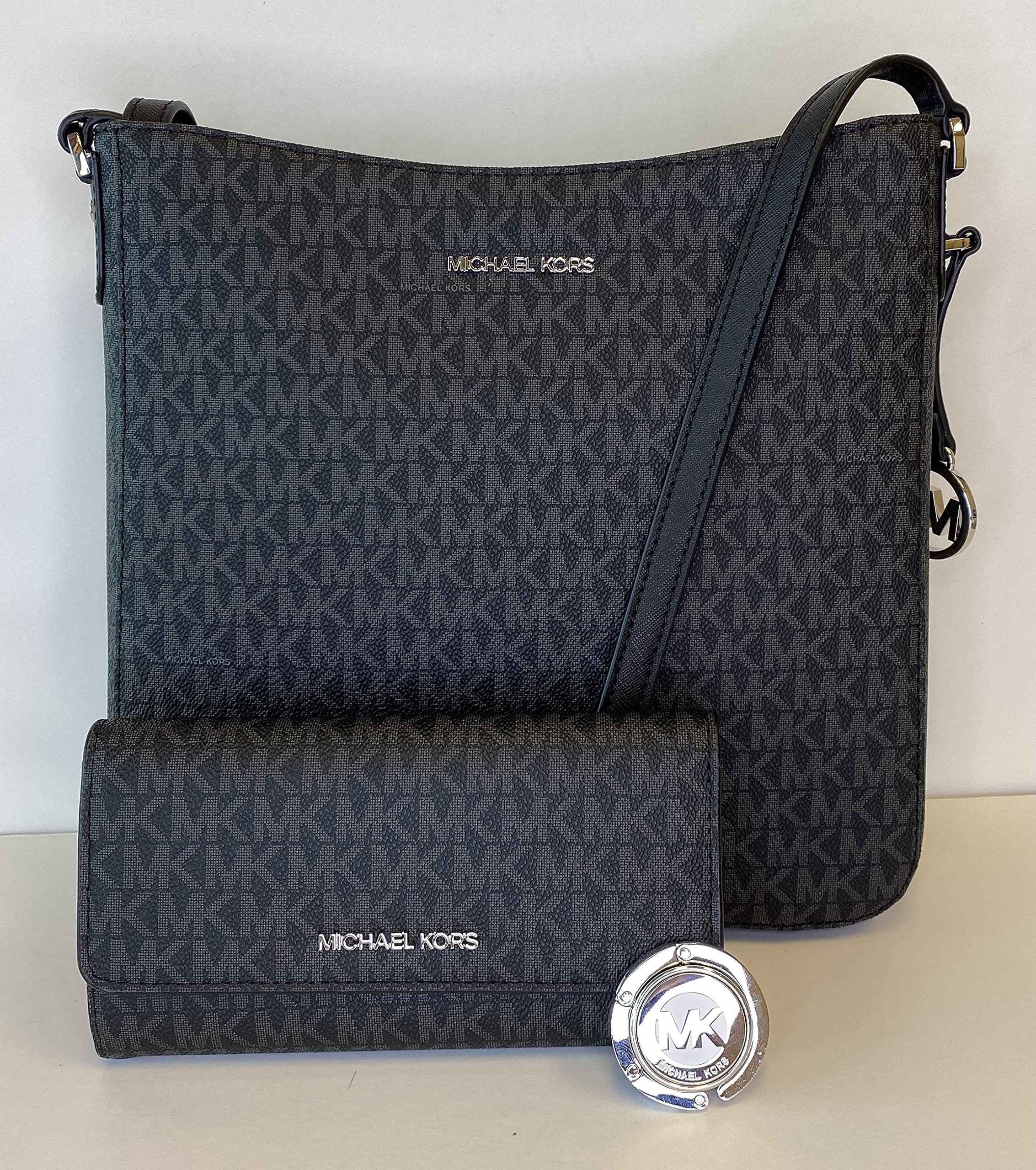 Michael Kors MICHAEL Michael Kors Jet Set Travel Large Messenger Crossbody bundle with Trifold Wallet Purse Hook (Signature MK Vanilla)