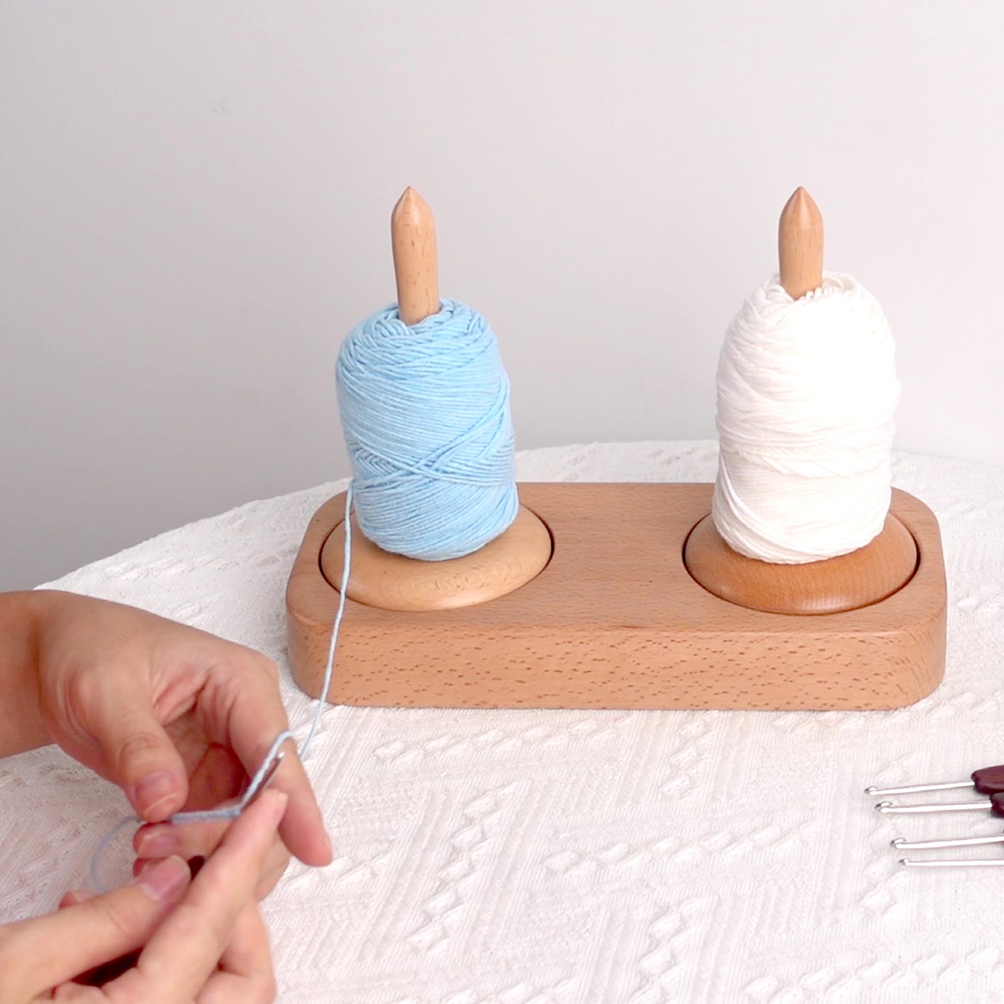 DICHA Beech Double Wood Yarn Holder-Advanced Metal Twirling Mechanism Lazy Susan-Big Stand Ball Spindle Sewing Crocheting Tool-Yarn Storage