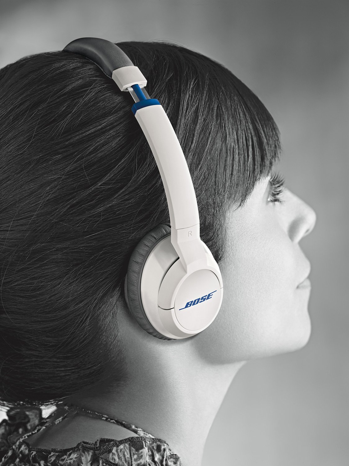 Bose SoundTrue Headphones On-Ear Style, White for Apple iOS