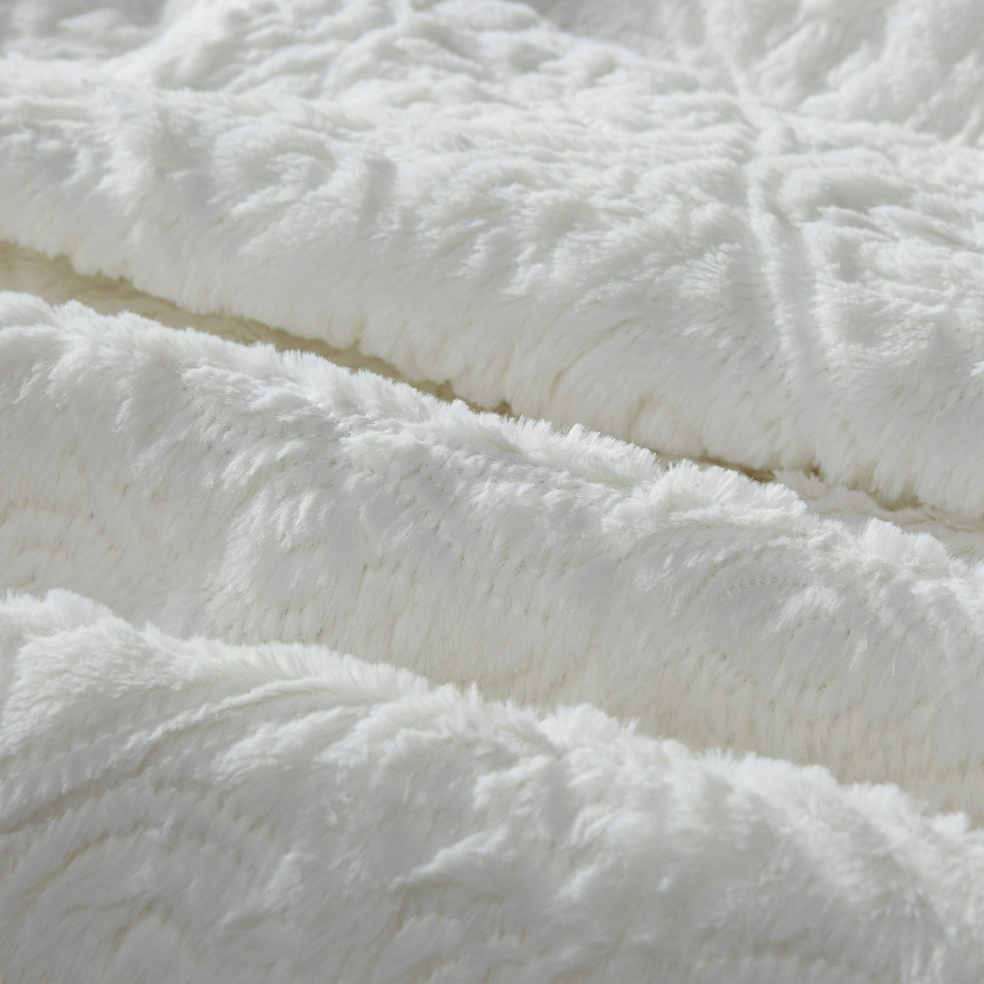 Madison Park Bismarck Full/Queen Size Bed Comforter Set - Ivory, Embroidered Medallion – 3 Pieces Bedding Sets – Faux Fur Plush Bedroom Comforters (MP10-2000)